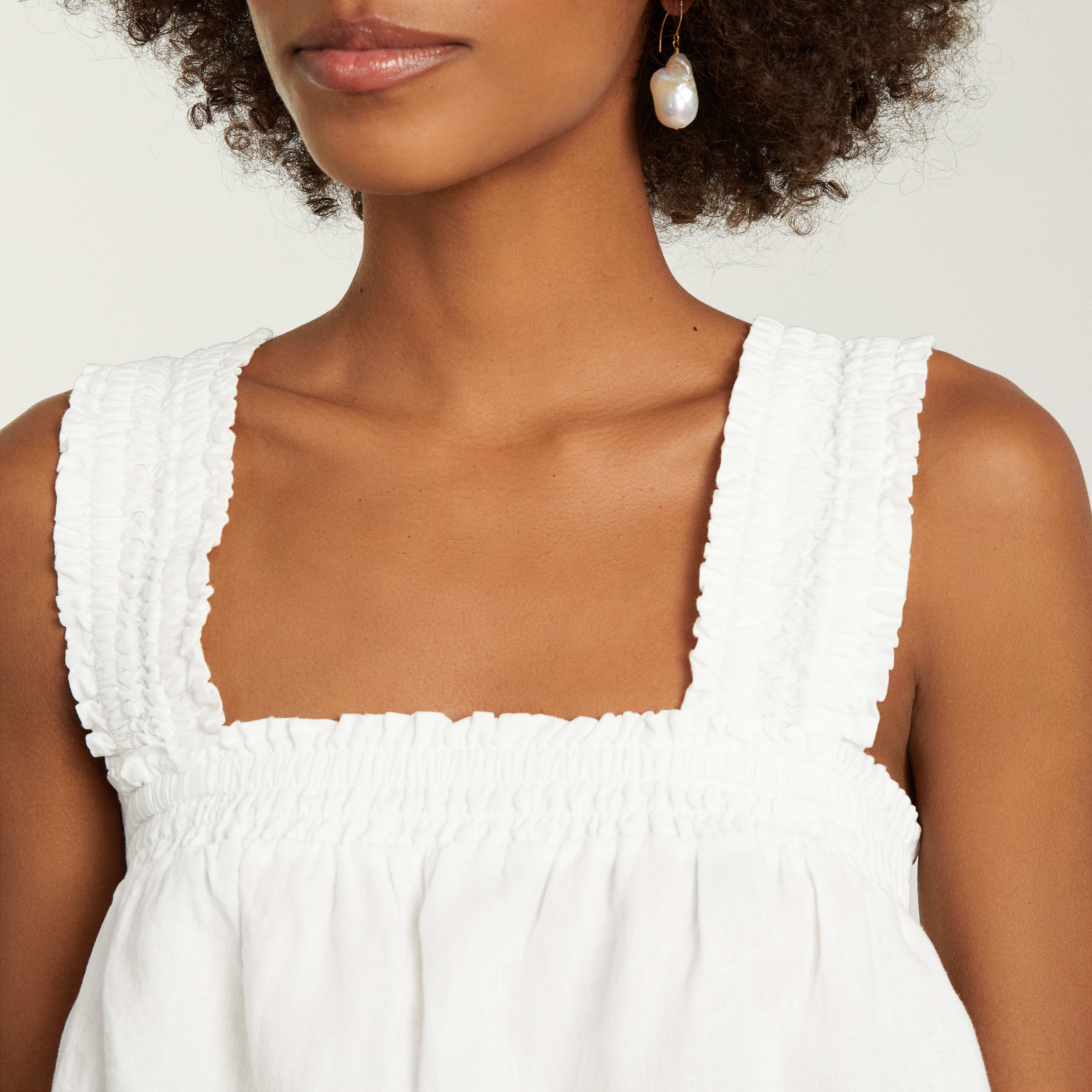 The Smocked Linen Cami White – Everlane