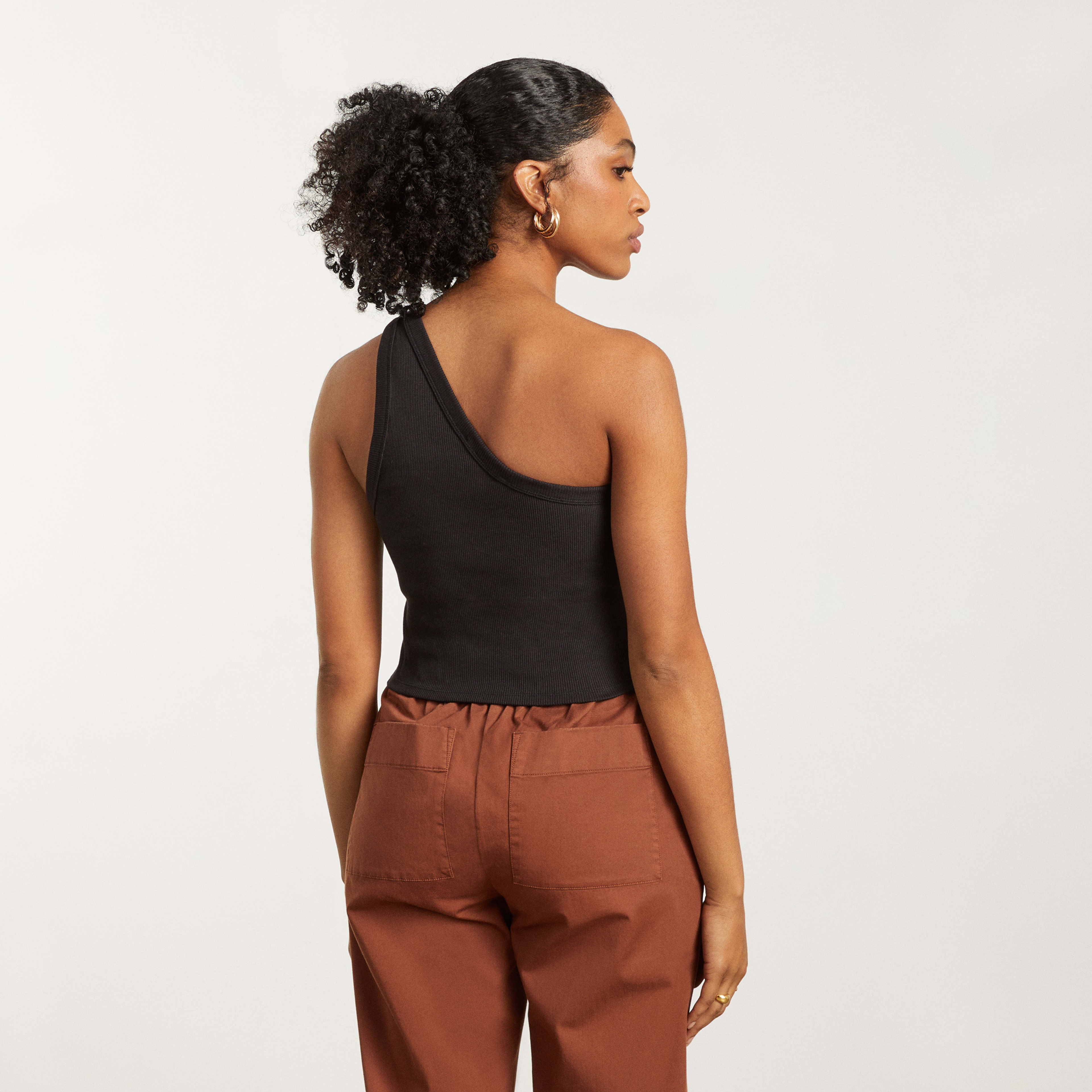 The Ribbed One-Shoulder Tank Black – Everlane
