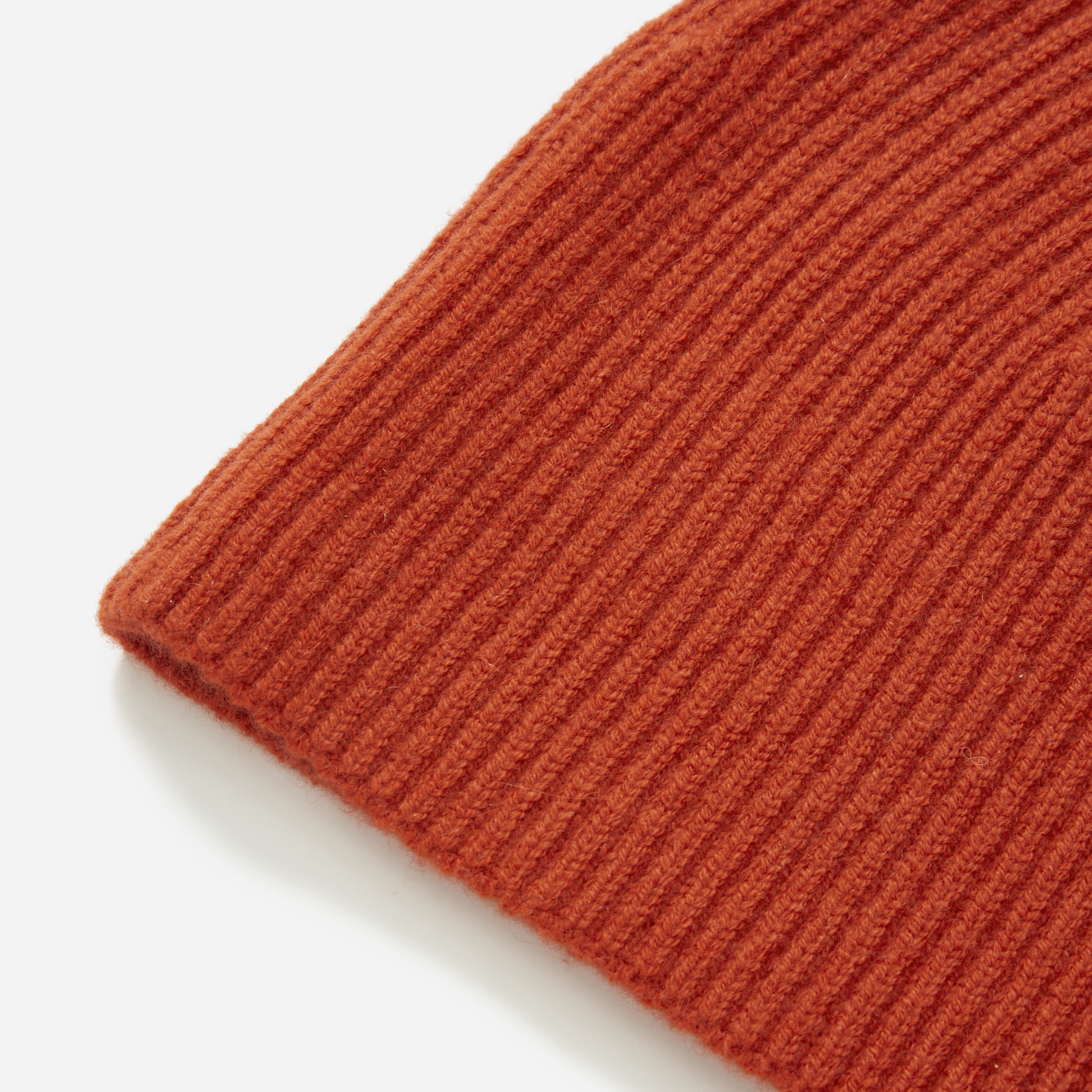 The Cashmere Rib Beanie Red – Everlane