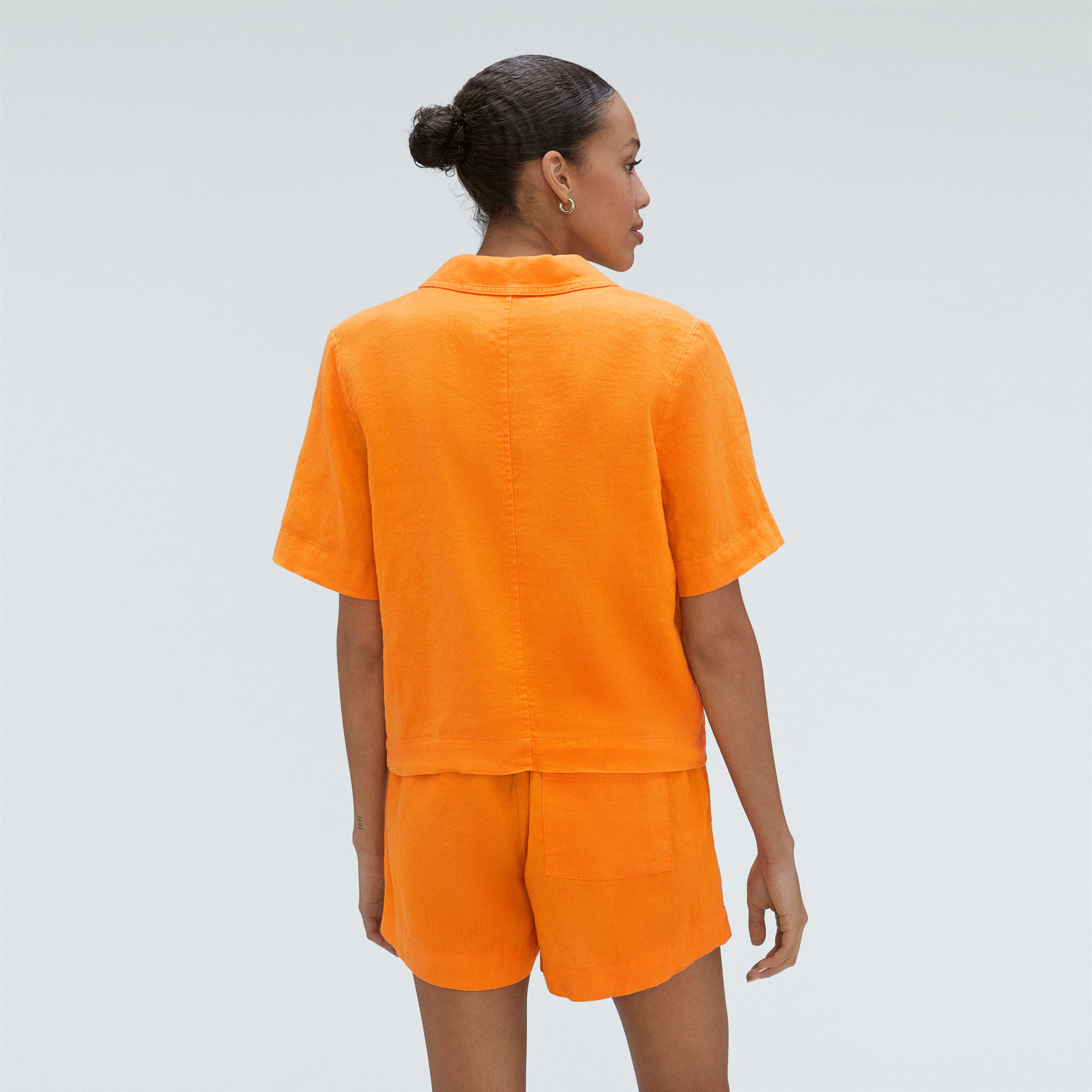 The Linen Workwear Shirt Turmeric – Everlane
