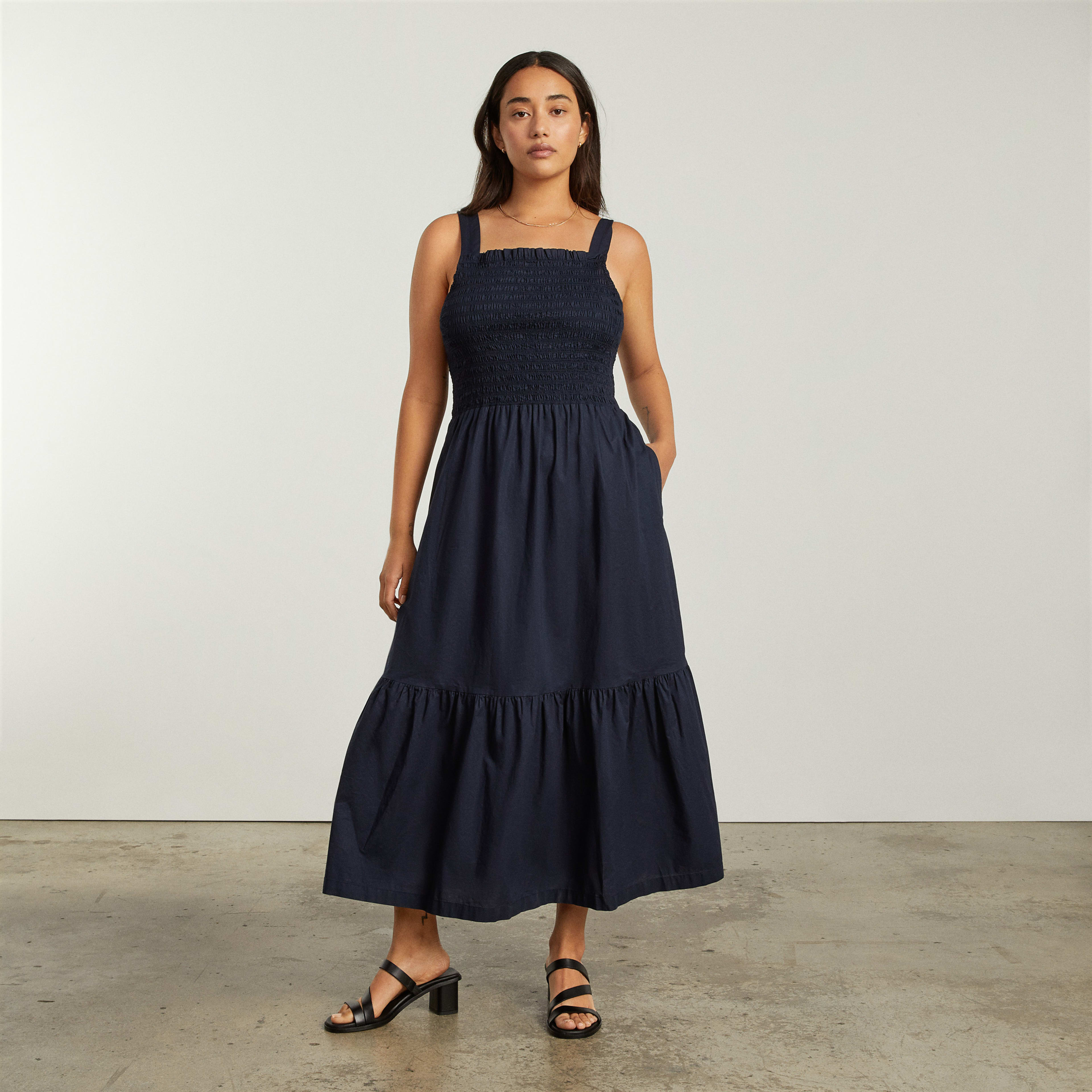 The Smock Dress Navy – Everlane