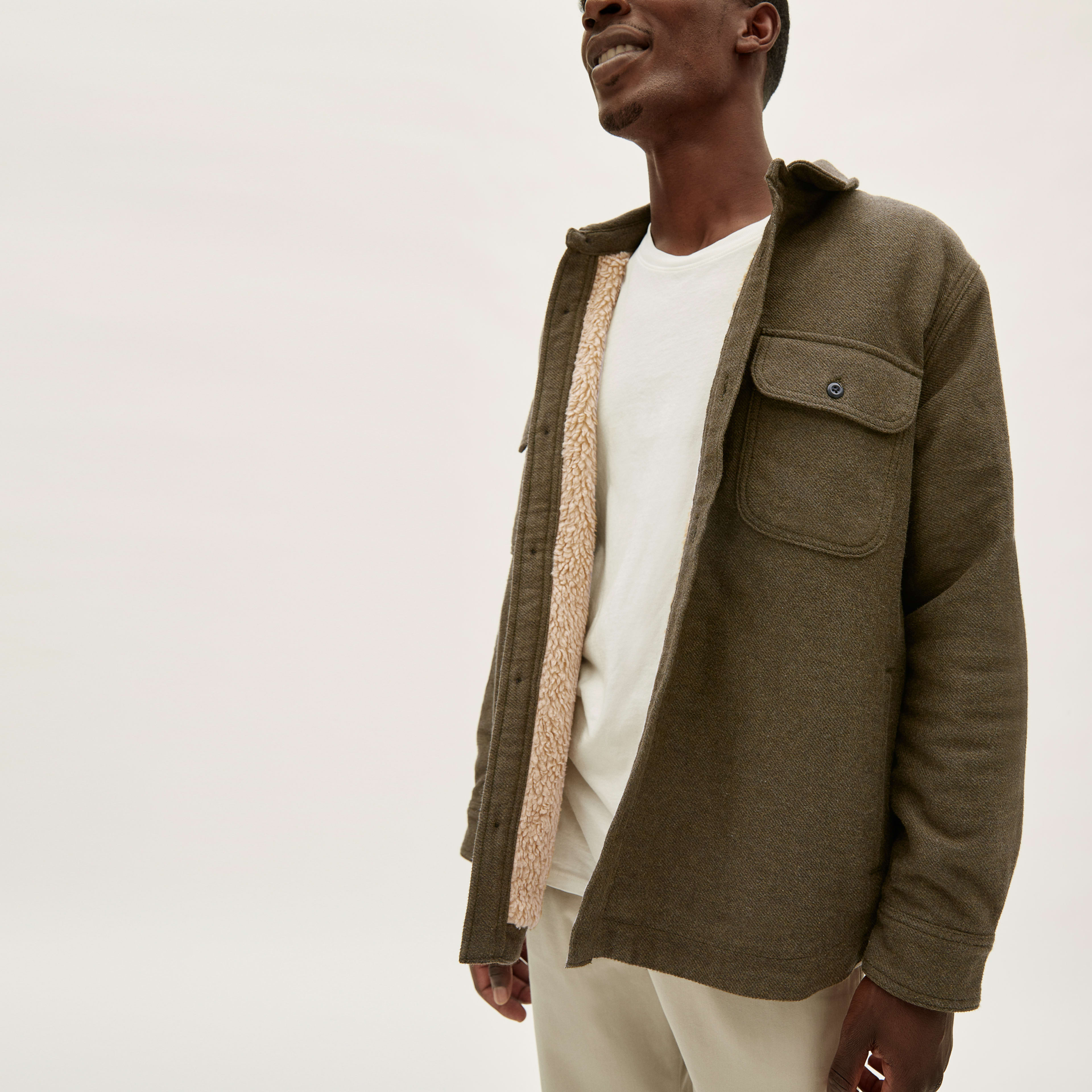 The ReNew Fleece-Lined Heavyweight Overshirt Heathered Green – Everlane