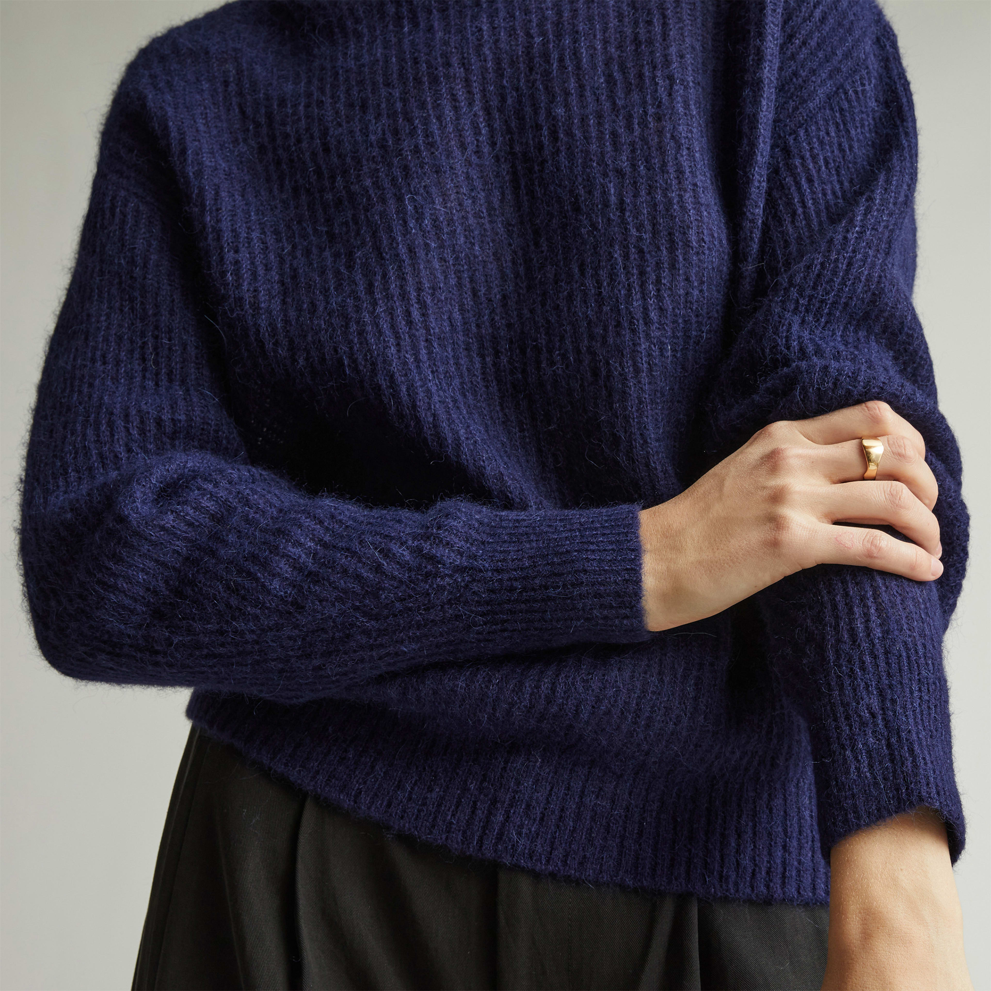 The Alpaca Crew Ocean Cavern – Everlane