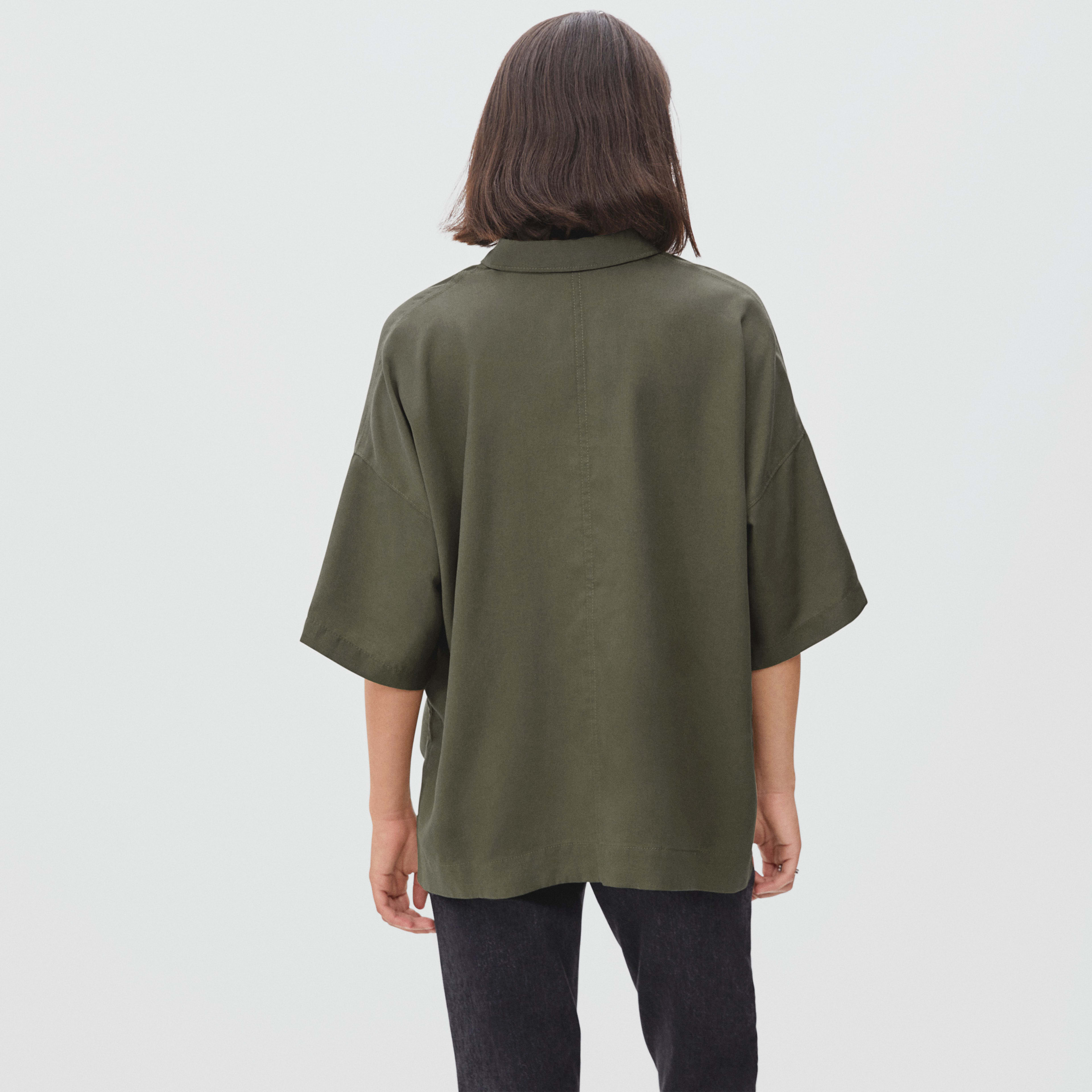 The Drapey Square Shirt Kalamata – Everlane