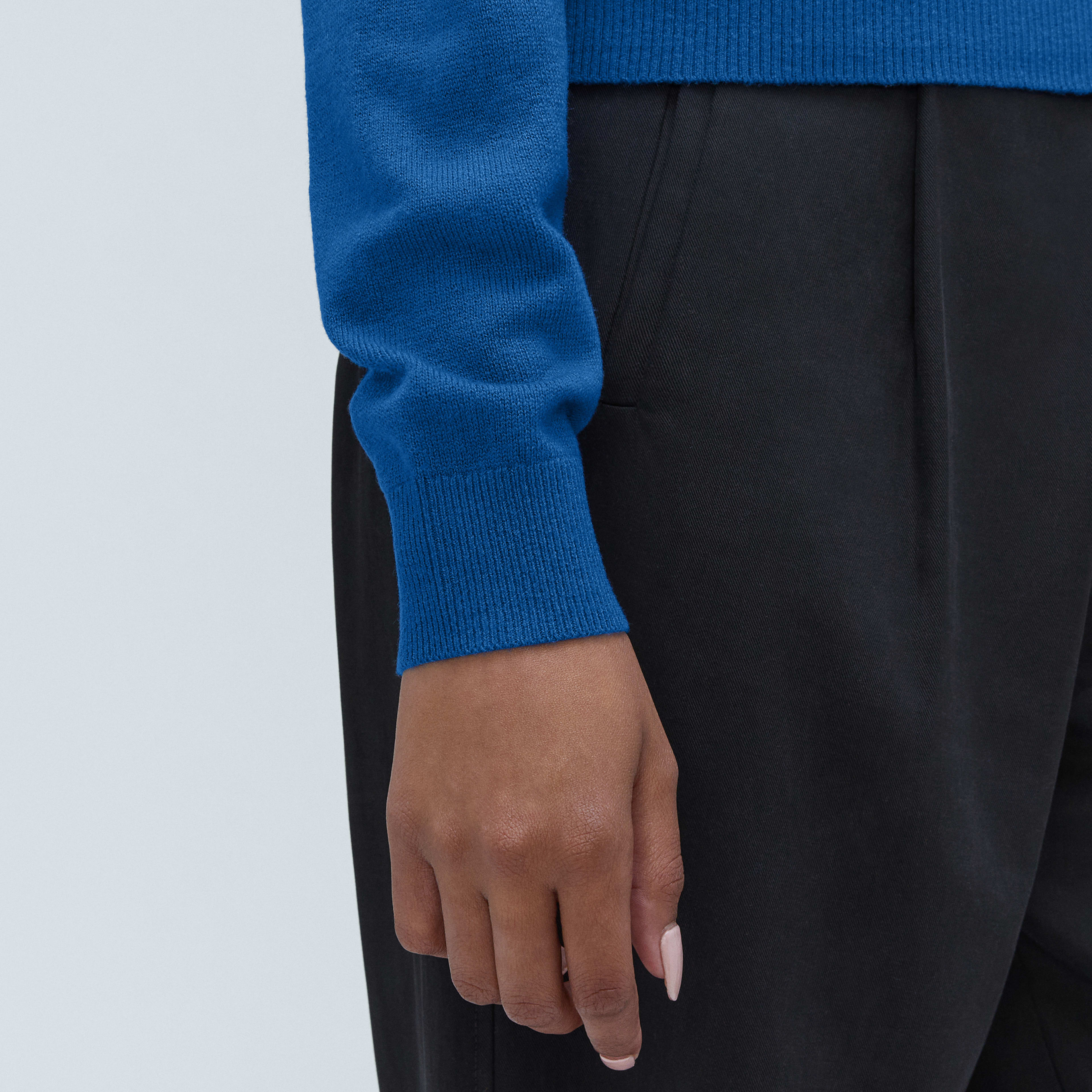The Luxe Merino Turtleneck Lapis Blue – Everlane