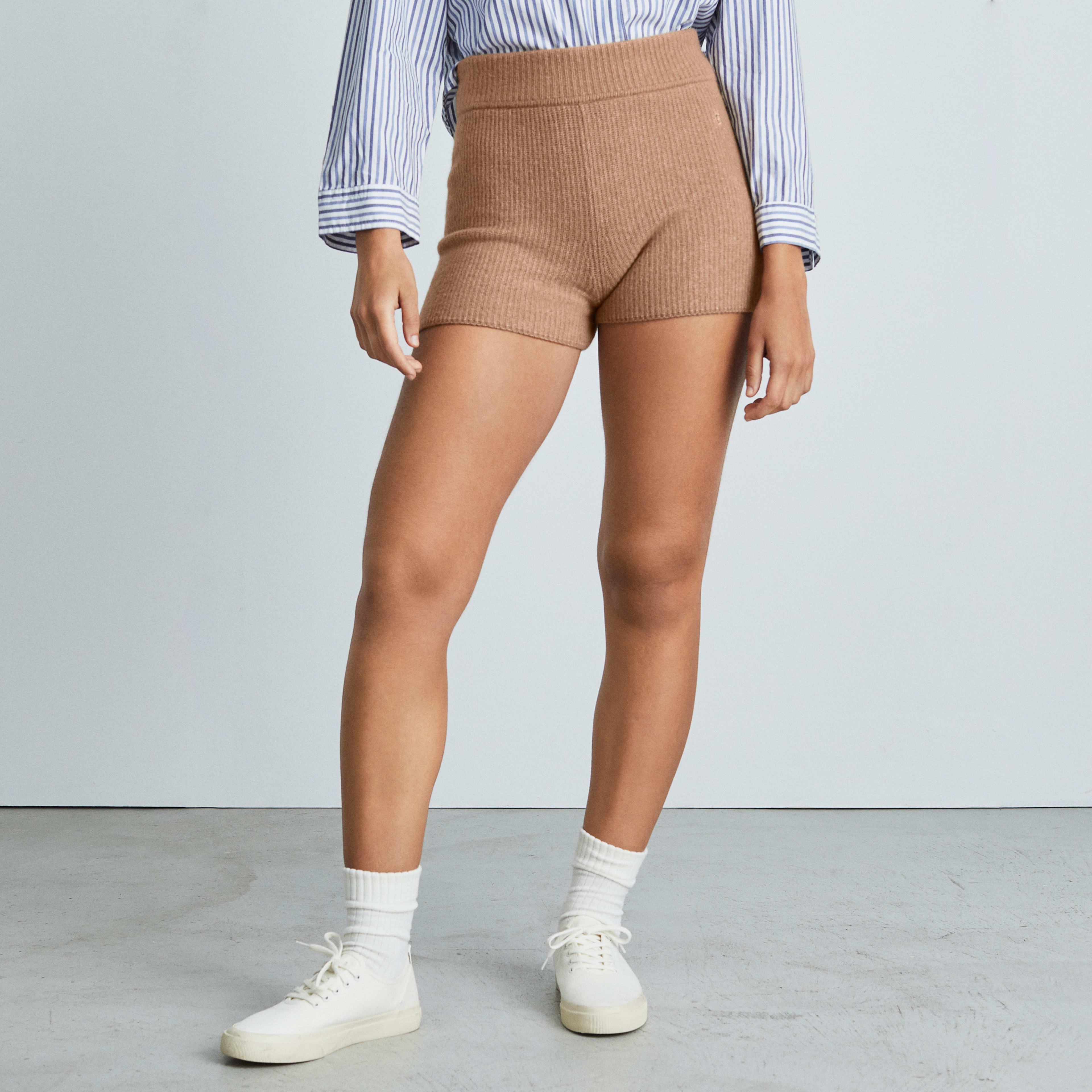 The Cozy-Stretch Short Camel – Everlane