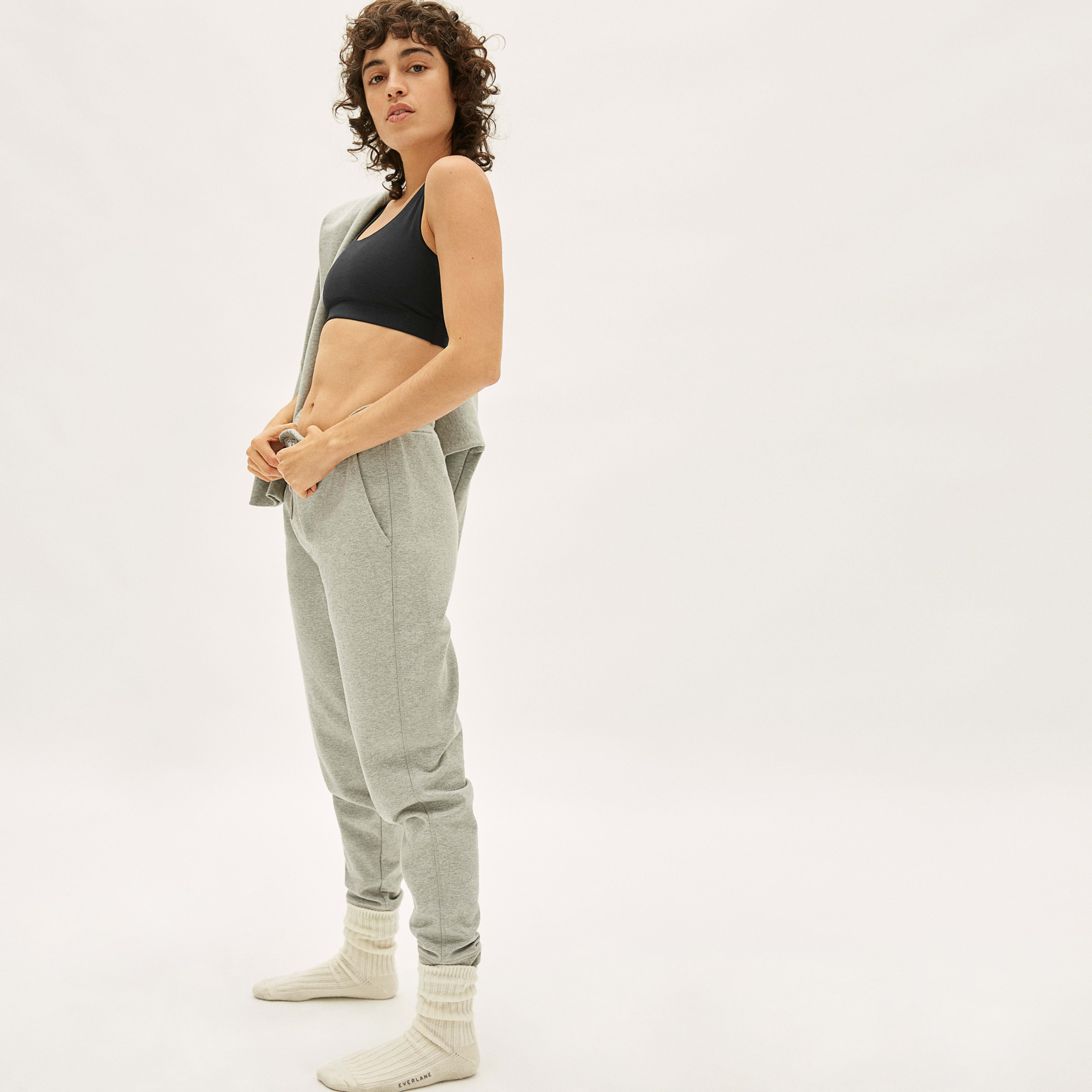 The Perform Bra Black – Everlane