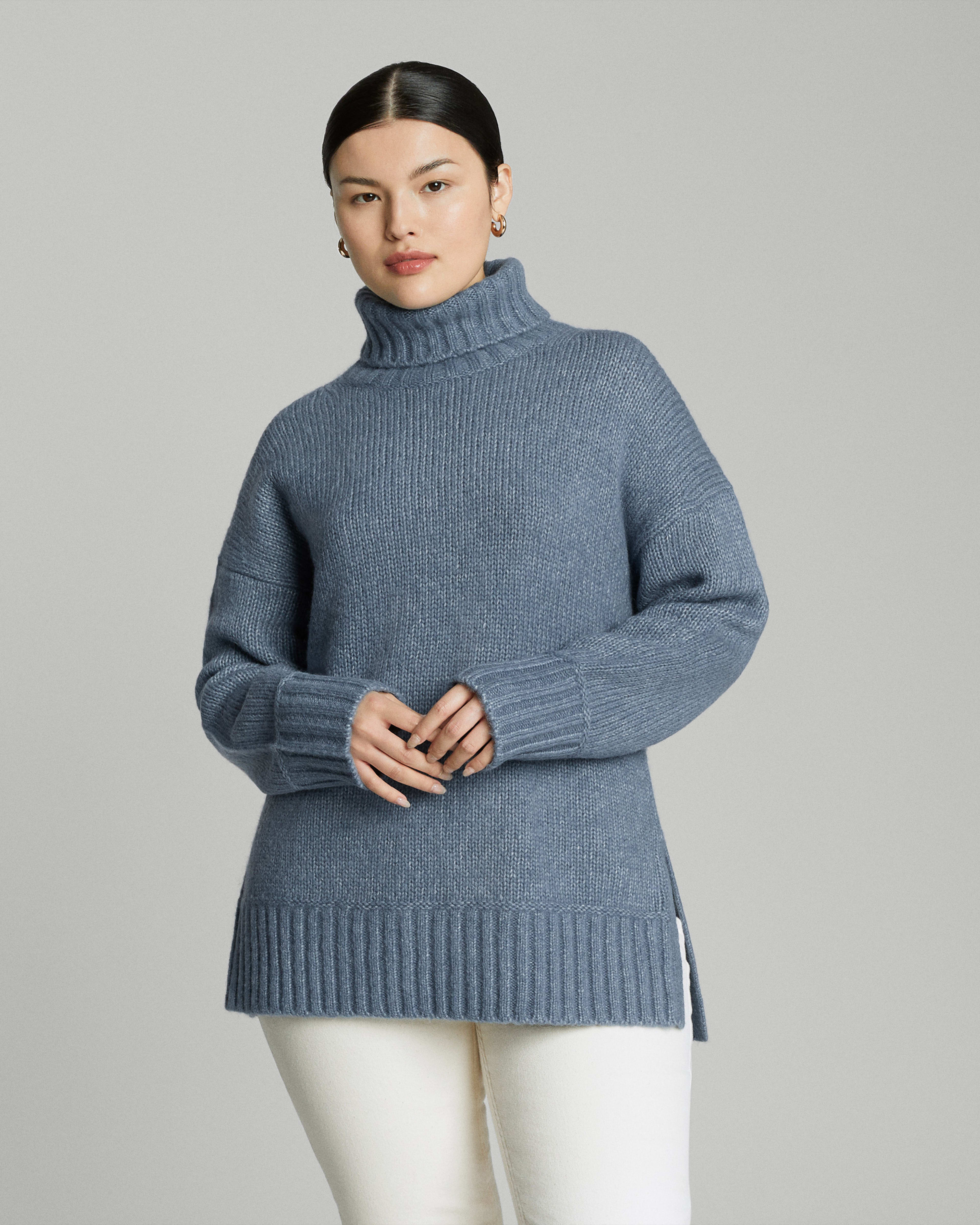 The Cloud Turtleneck Faded Blue – Everlane