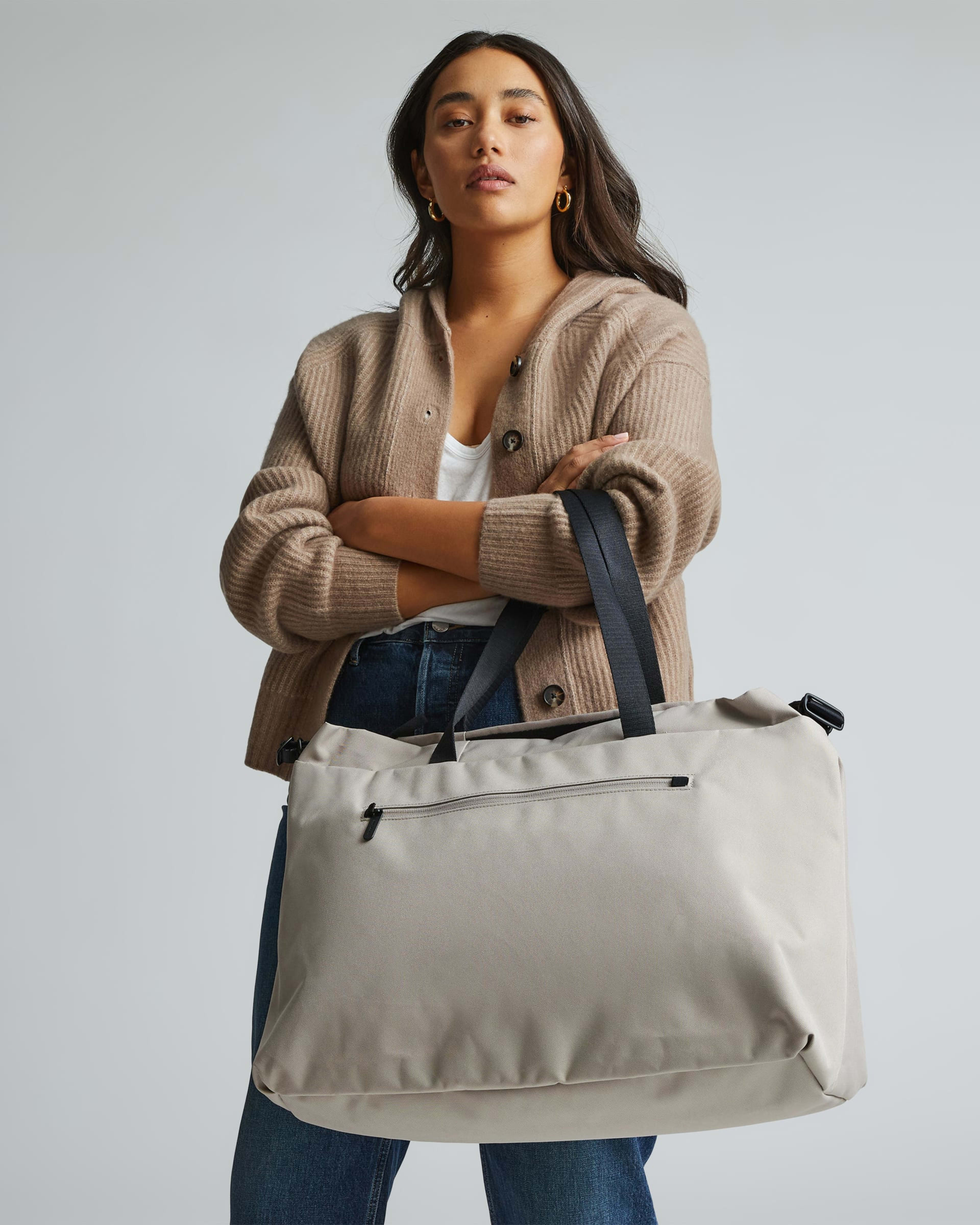 The ReNew Transit Weekender Warm Quartz – Everlane