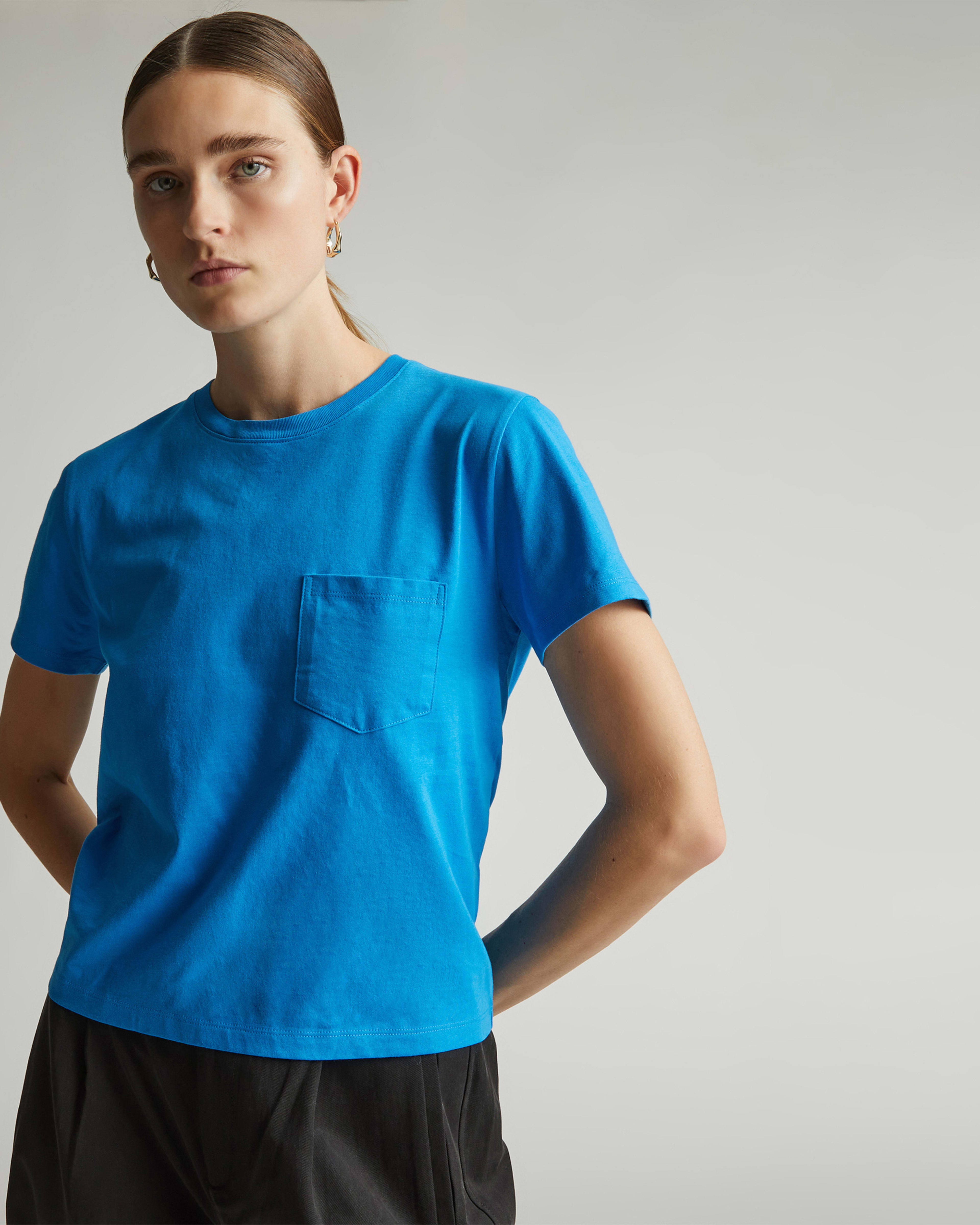 The Organic Cotton Box-Cut Tee Brilliant Blue – Everlane