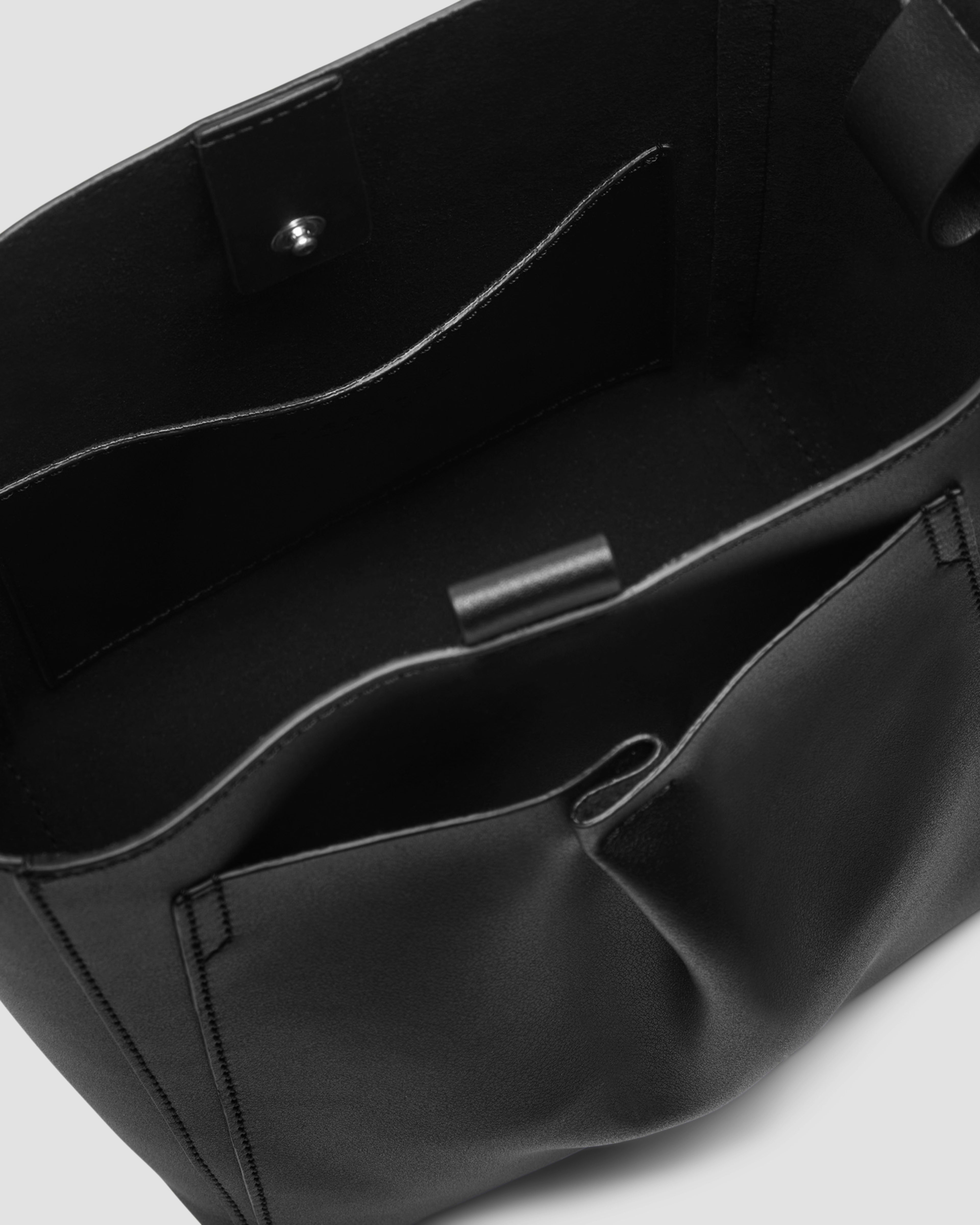 The Mini Studio Bag Black – Everlane