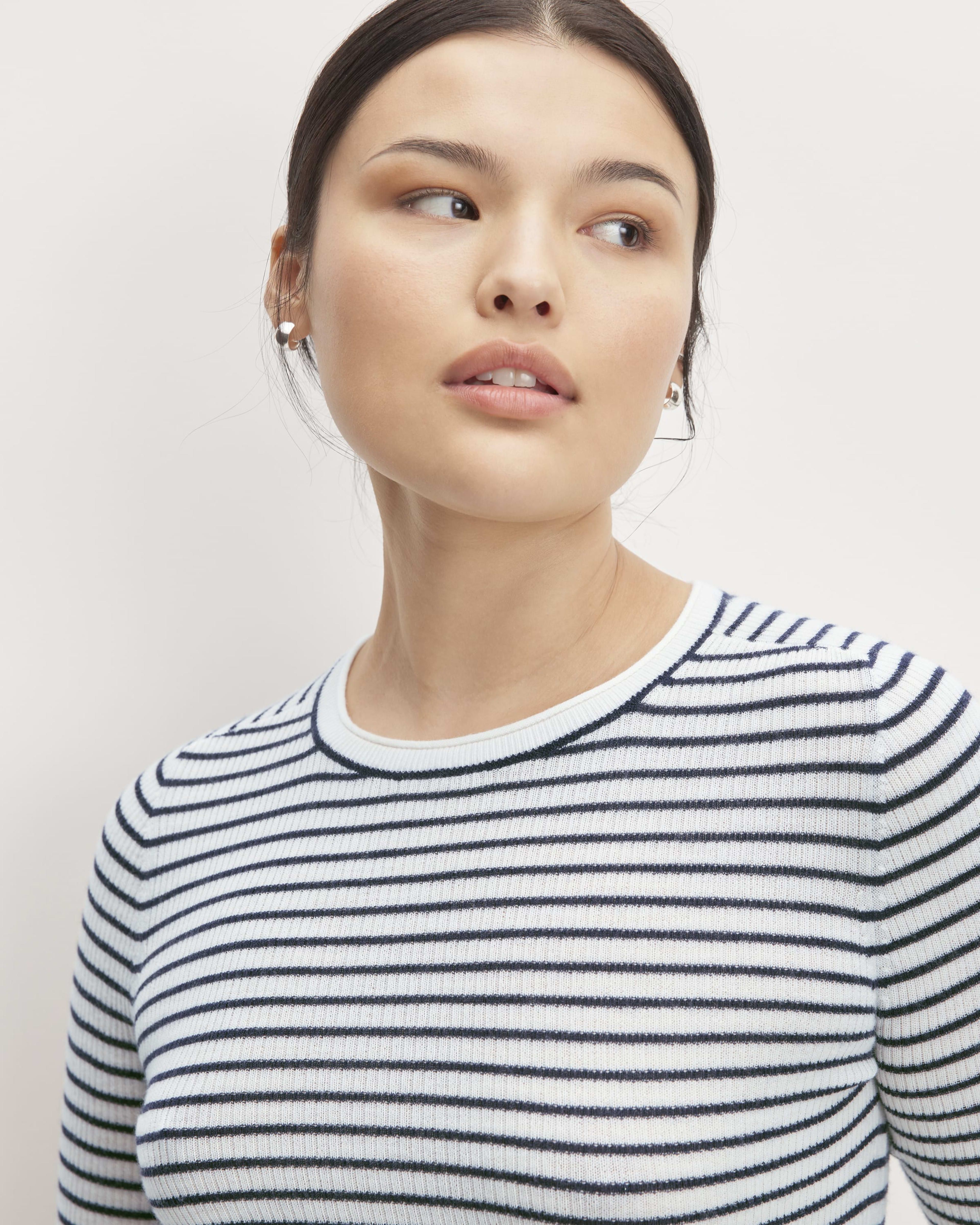 The Ultrafine Merino Ribbed Crew Bone / Navy – Everlane