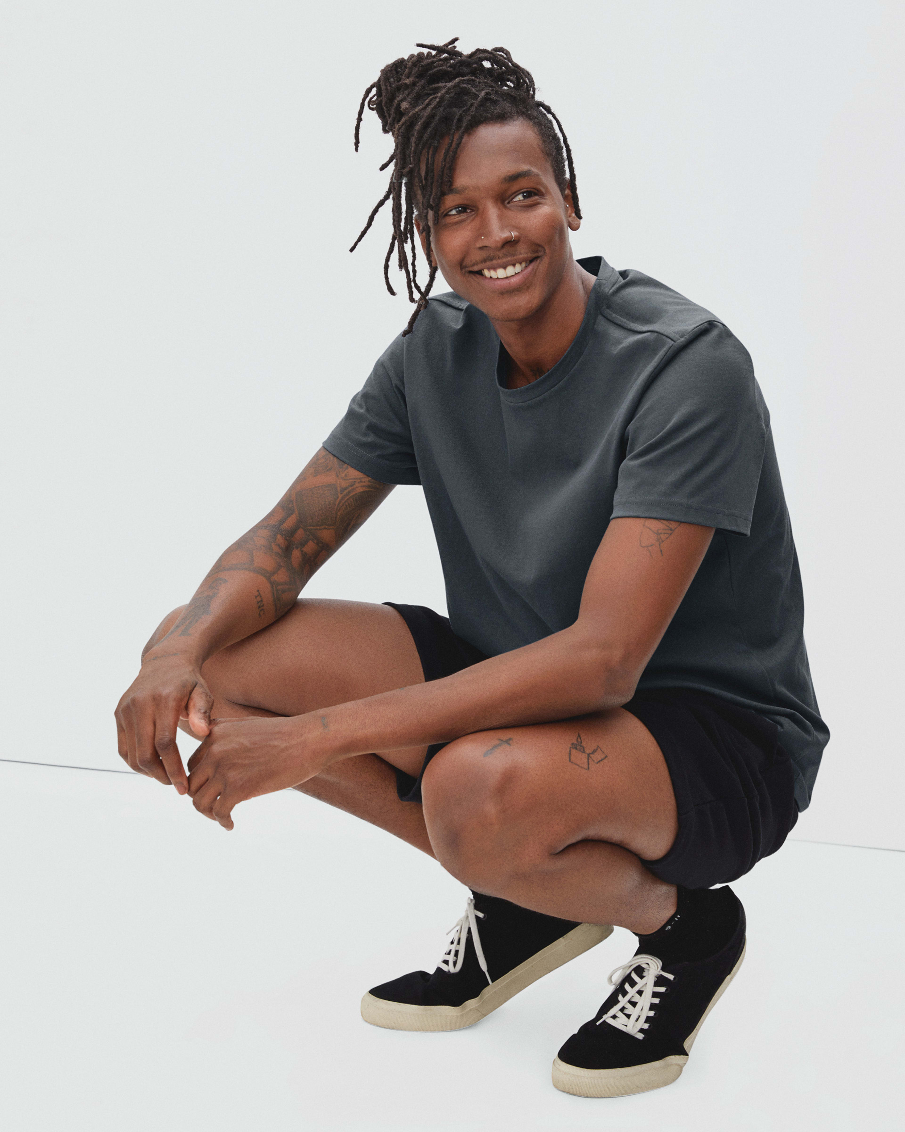 The Premium-Weight Crew | Uniform Slate – Everlane