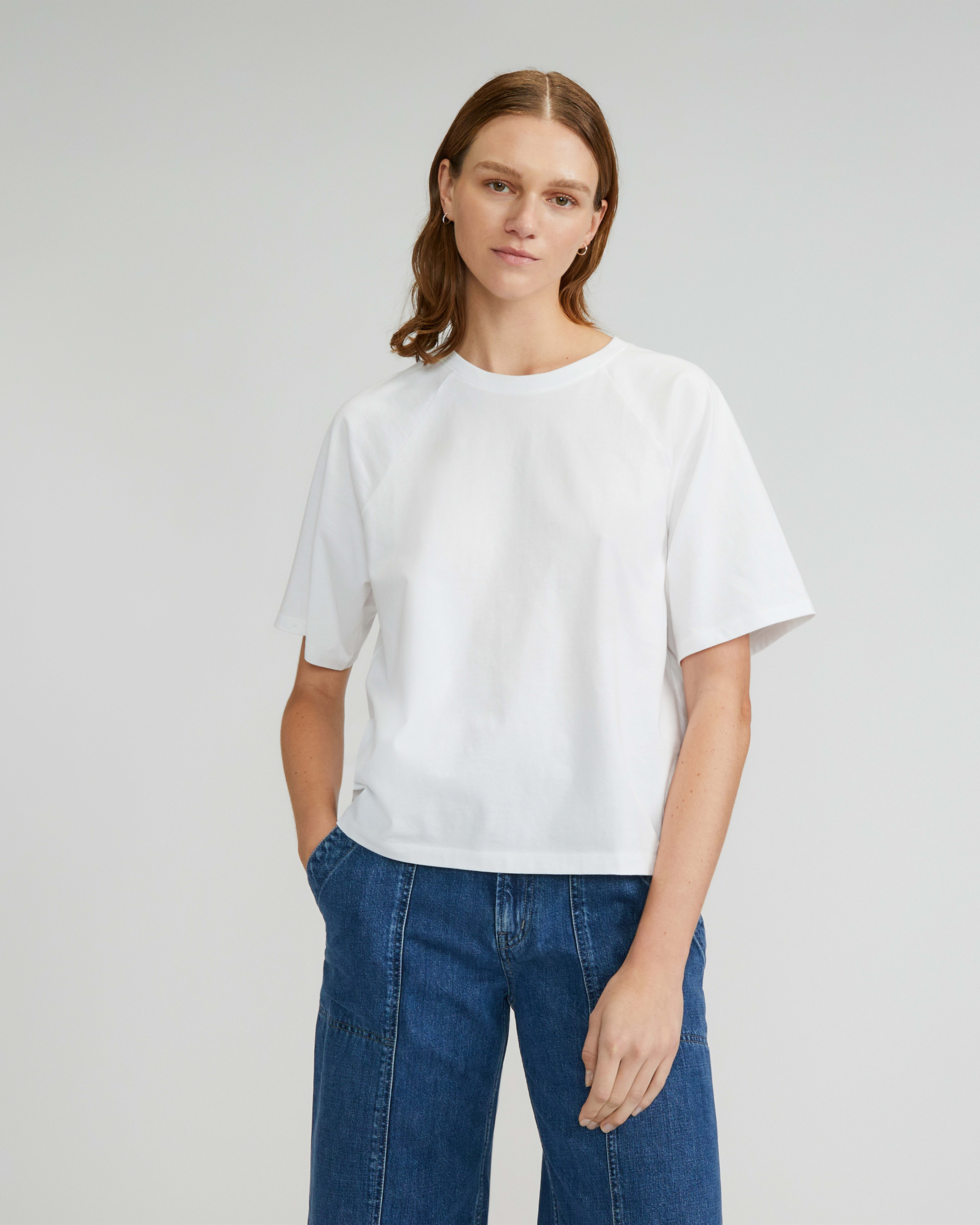 The Organic Cotton Raglan Tee White – Everlane