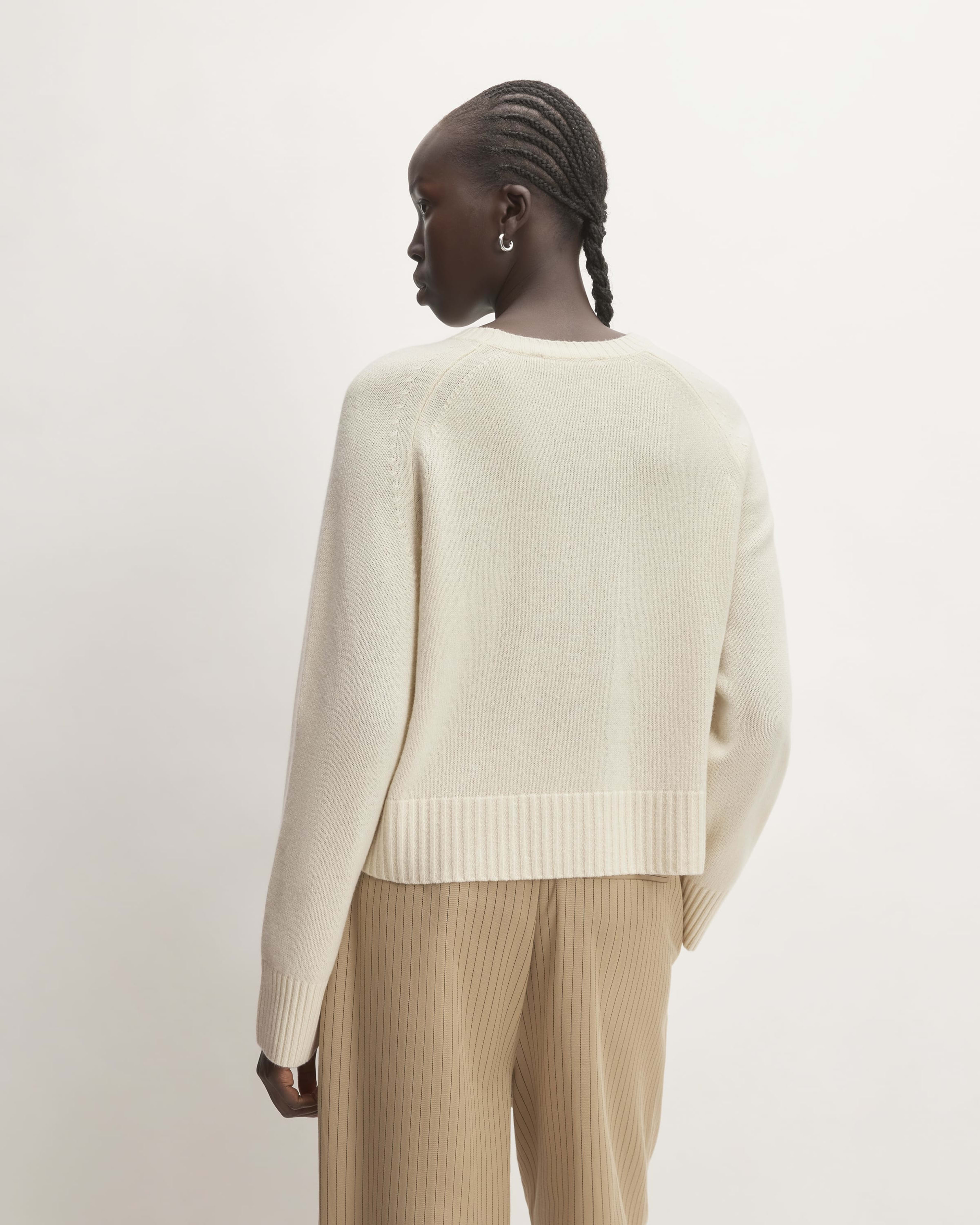 The Cashmere Boxy Crew Sweater Bone – Everlane