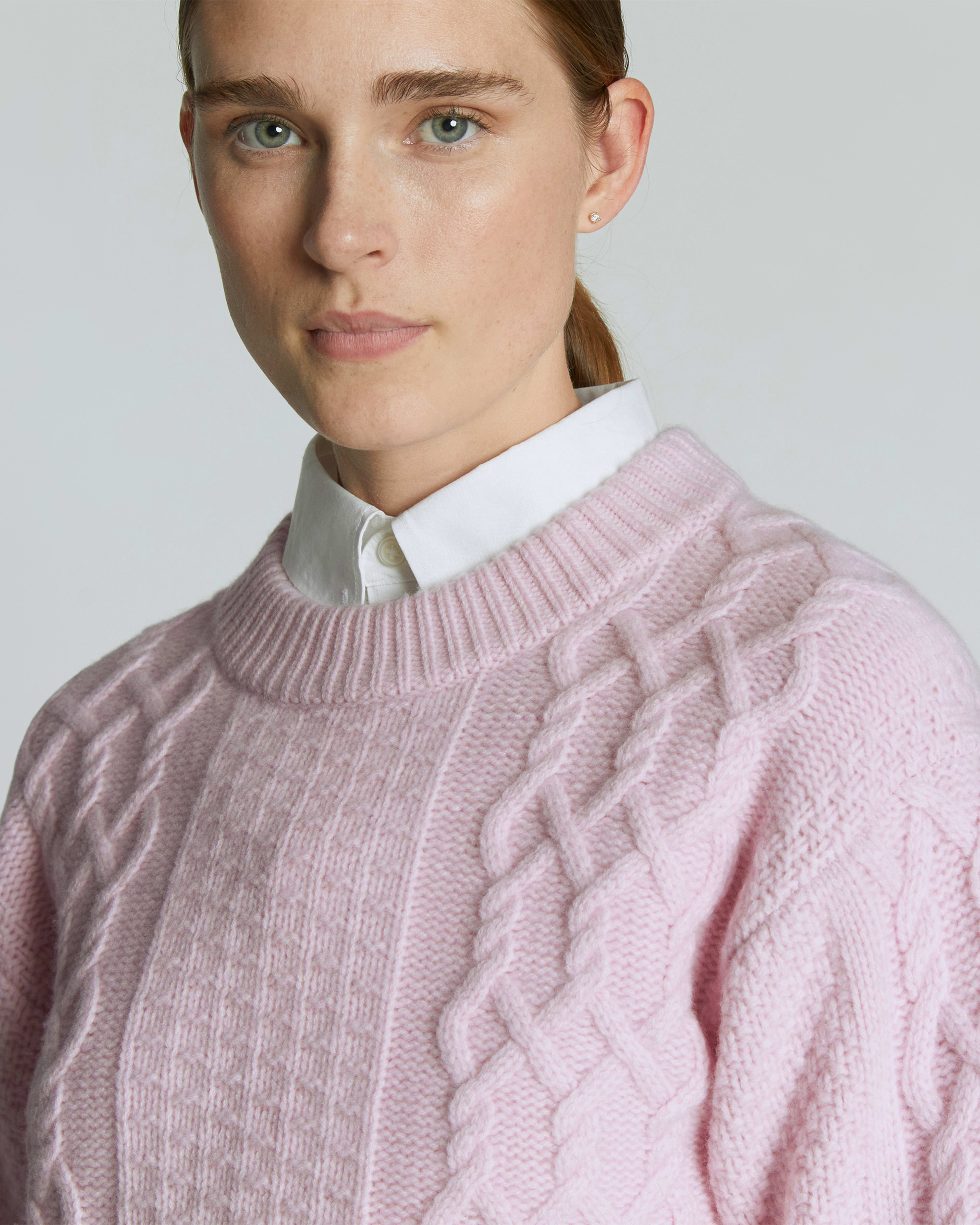 The Felted Merino Cropped Cable Sweater Light Lilac – Everlane