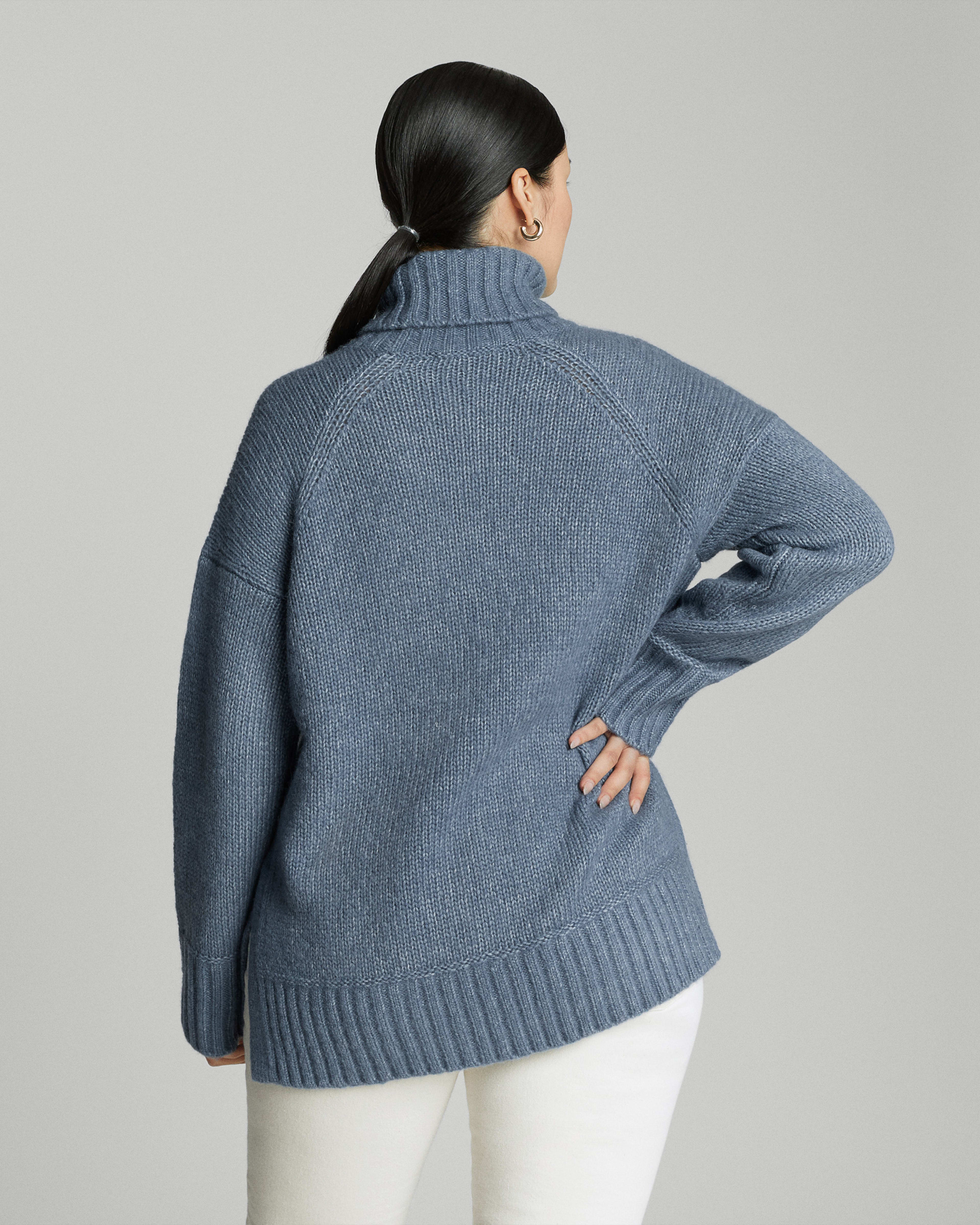 The Cloud Turtleneck Faded Blue – Everlane