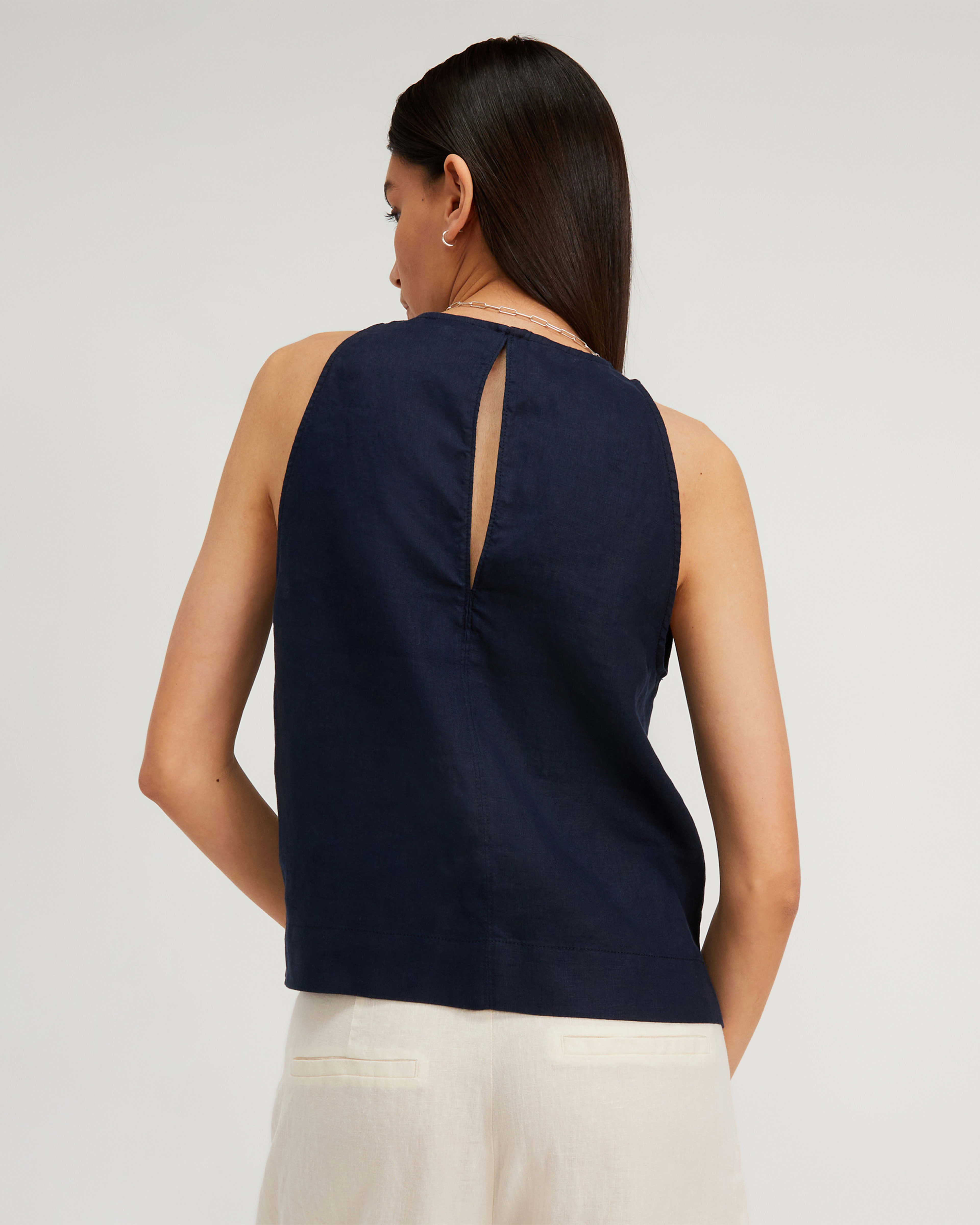 The Linen High-Neck Tank Navy – Everlane
