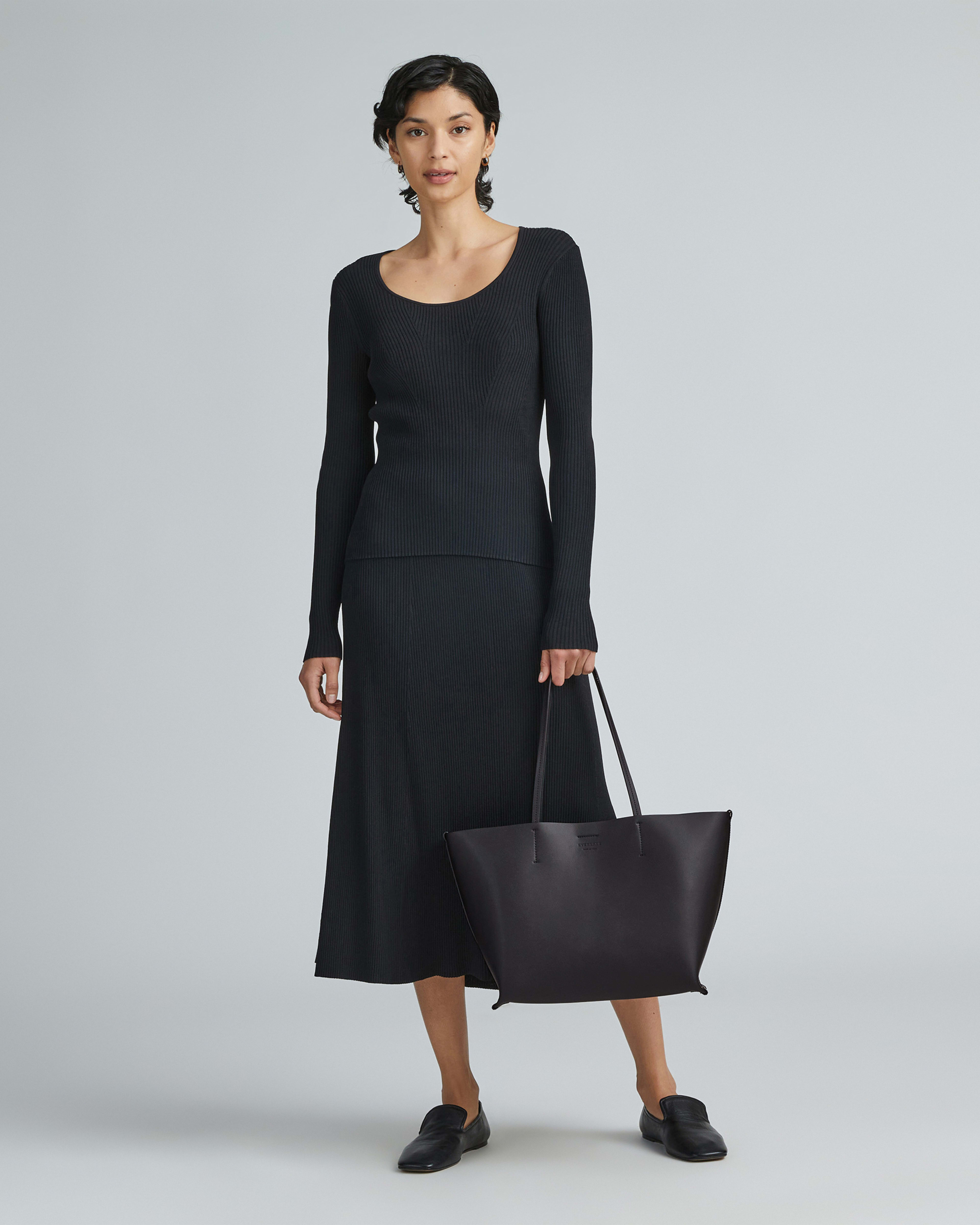The Luxe Medium Italian Leather Tote Black – Everlane