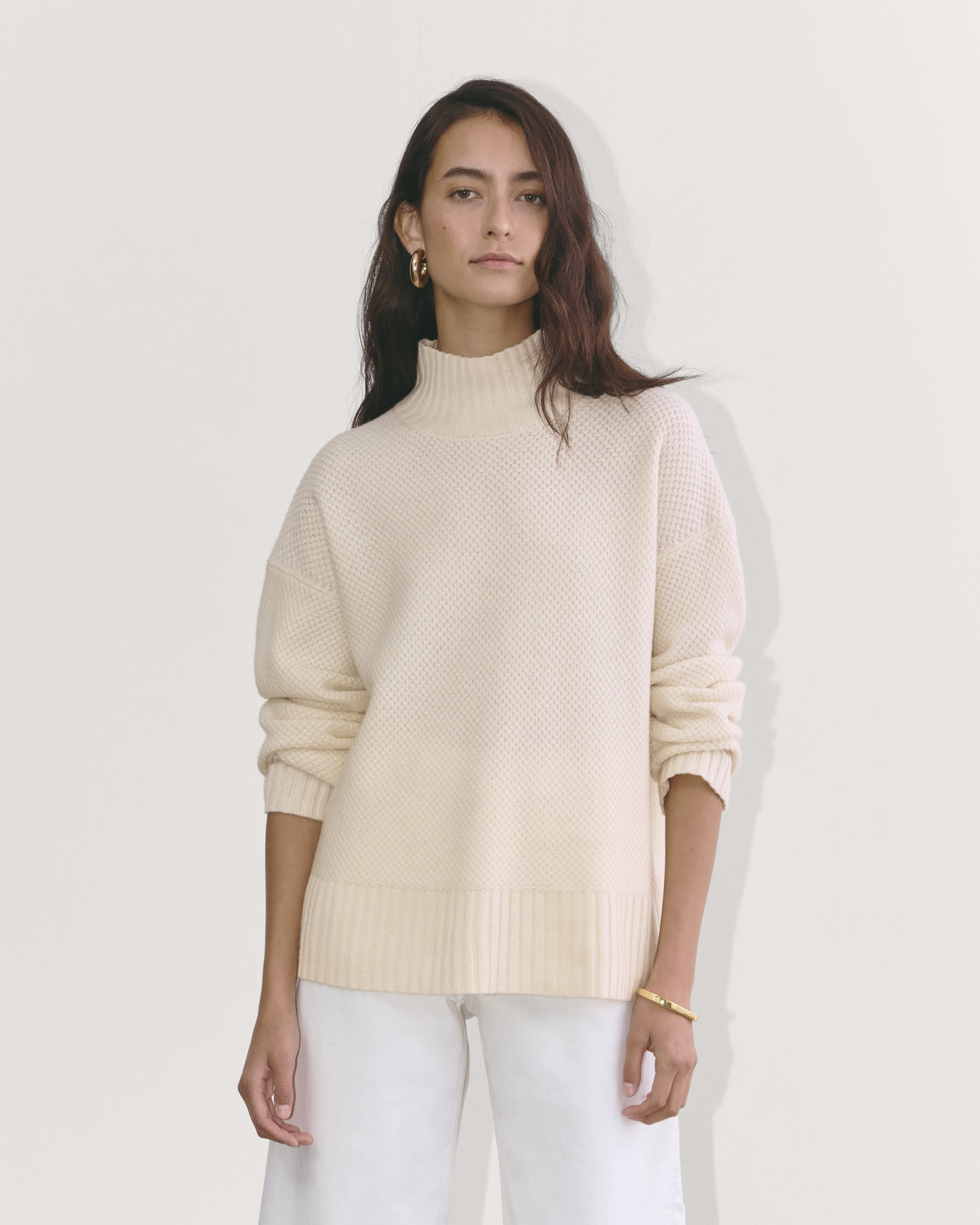 The Honeycomb Funnel Neck in Wool Cashmere Bone – Everlane