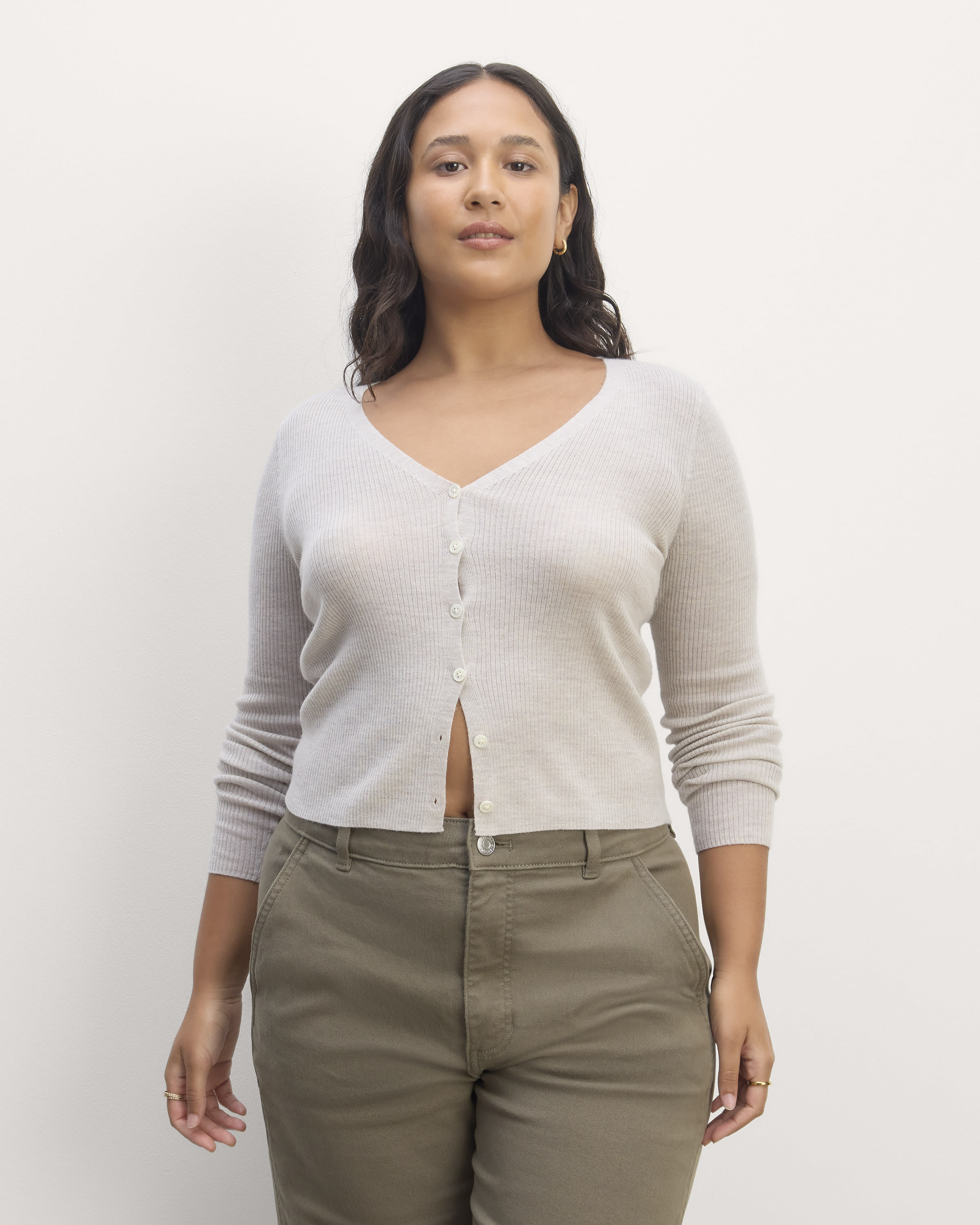 The Cardigan in Ultrasoft Merino Heather Oatmeal – Everlane