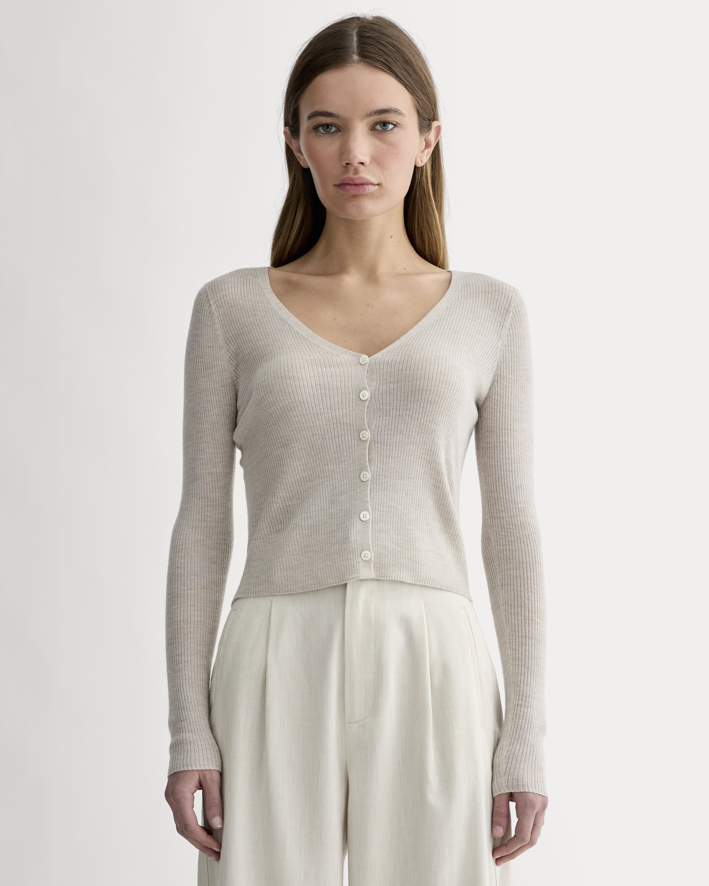 The Cardigan in Ultrasoft Merino Heather Oatmeal – Everlane