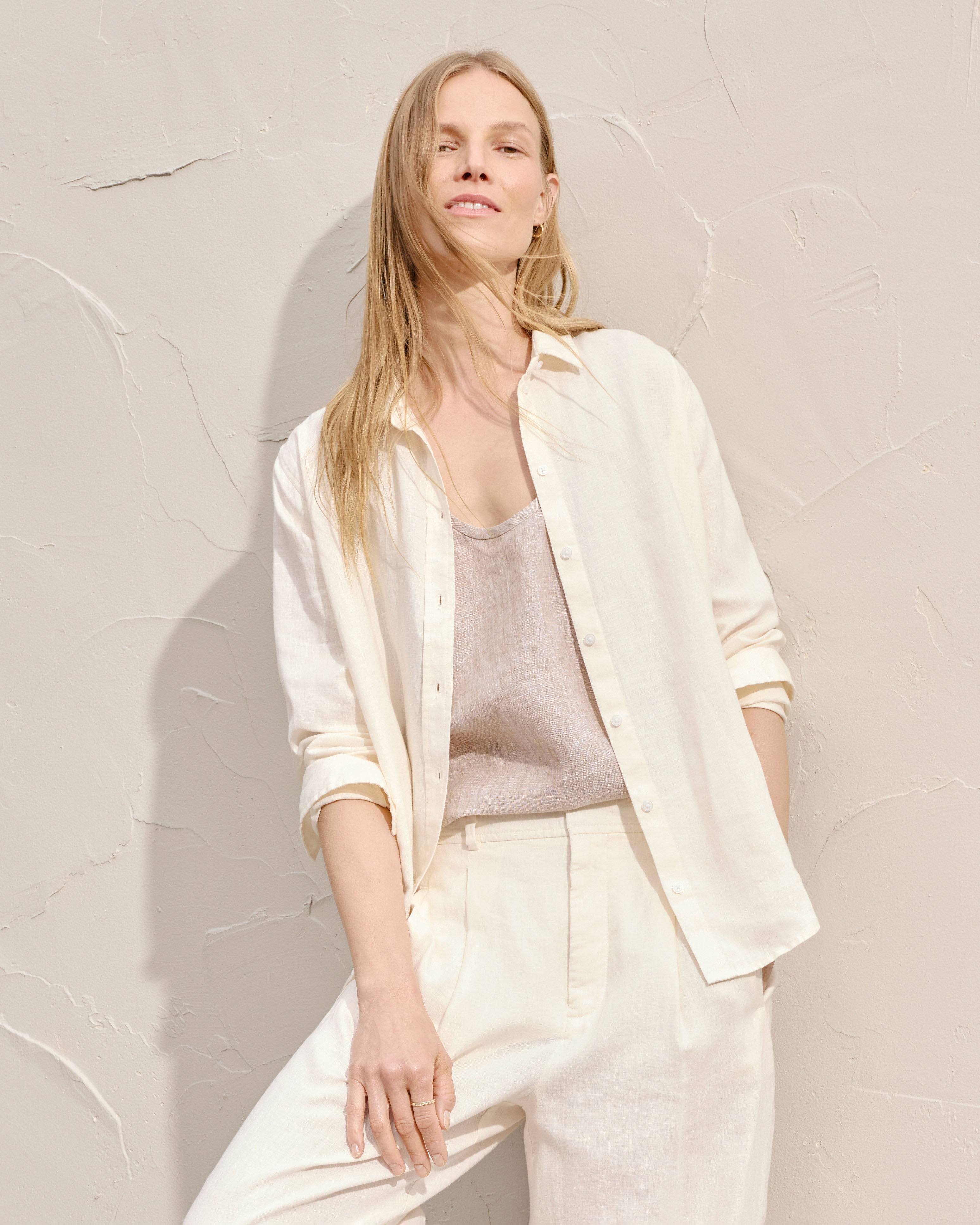 The Linen Relaxed Shirt Bone – Everlane