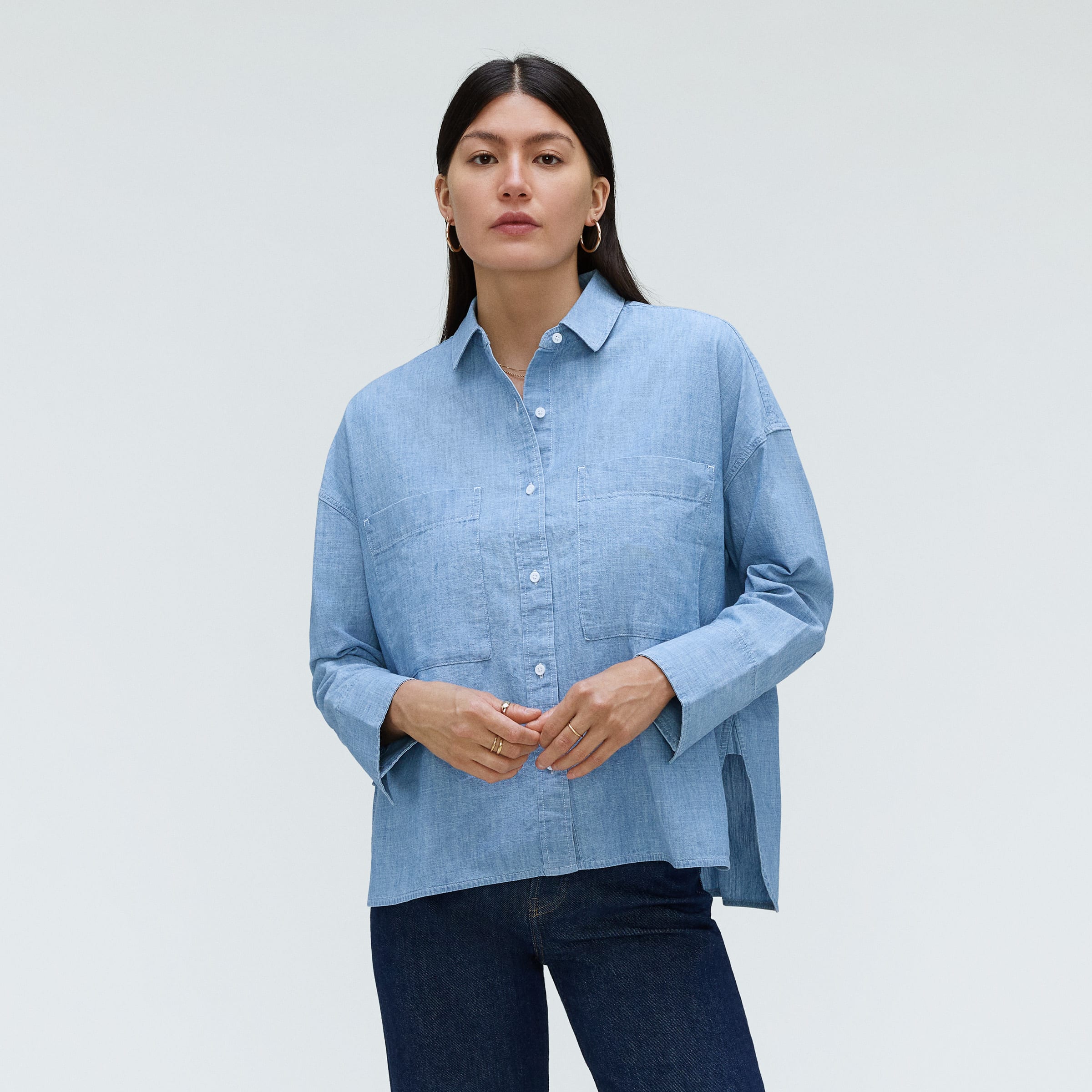 The Boxy Oxford Mid ReChambray – Everlane