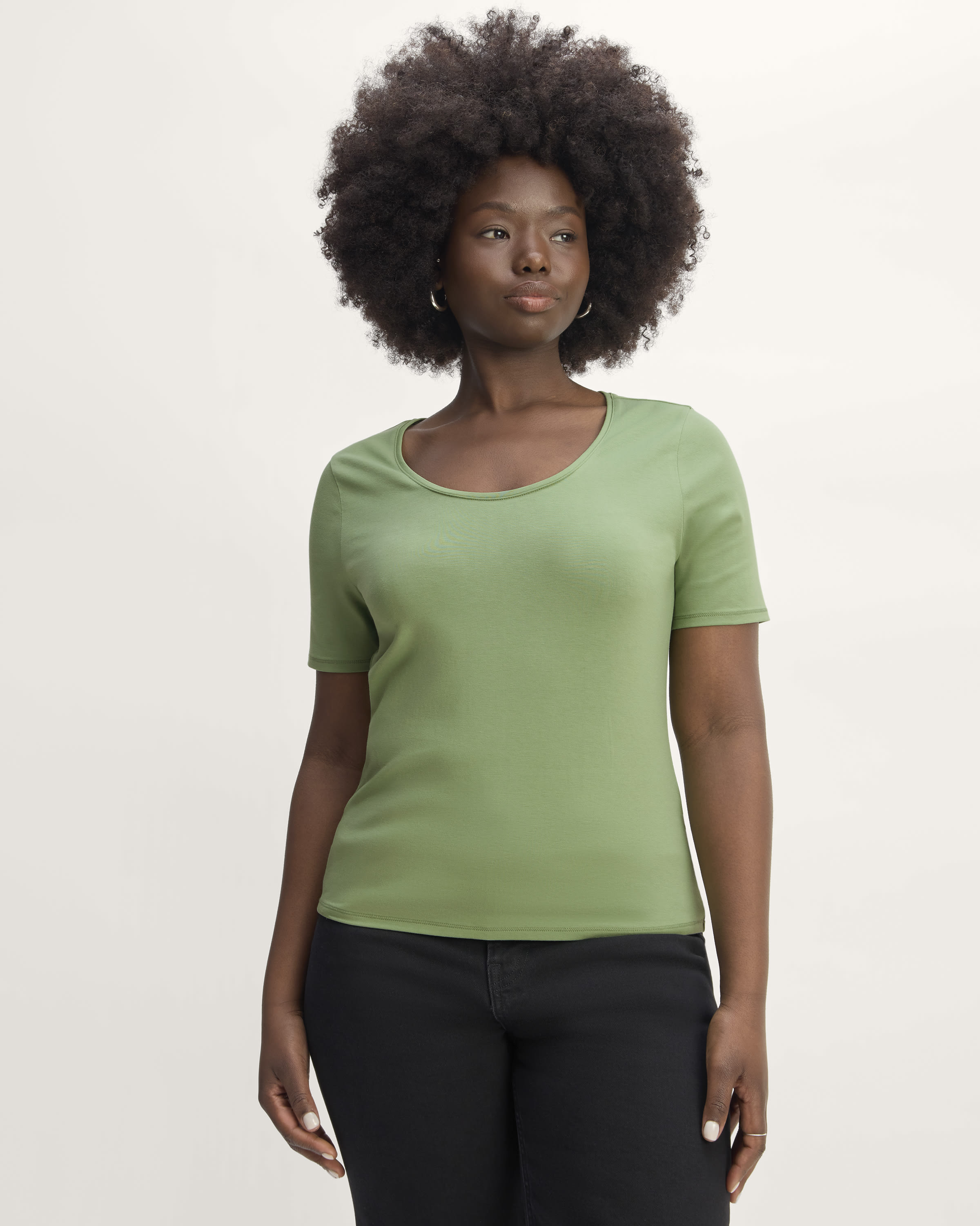 The Form Scoop-Neck Tee Jade Green – Everlane
