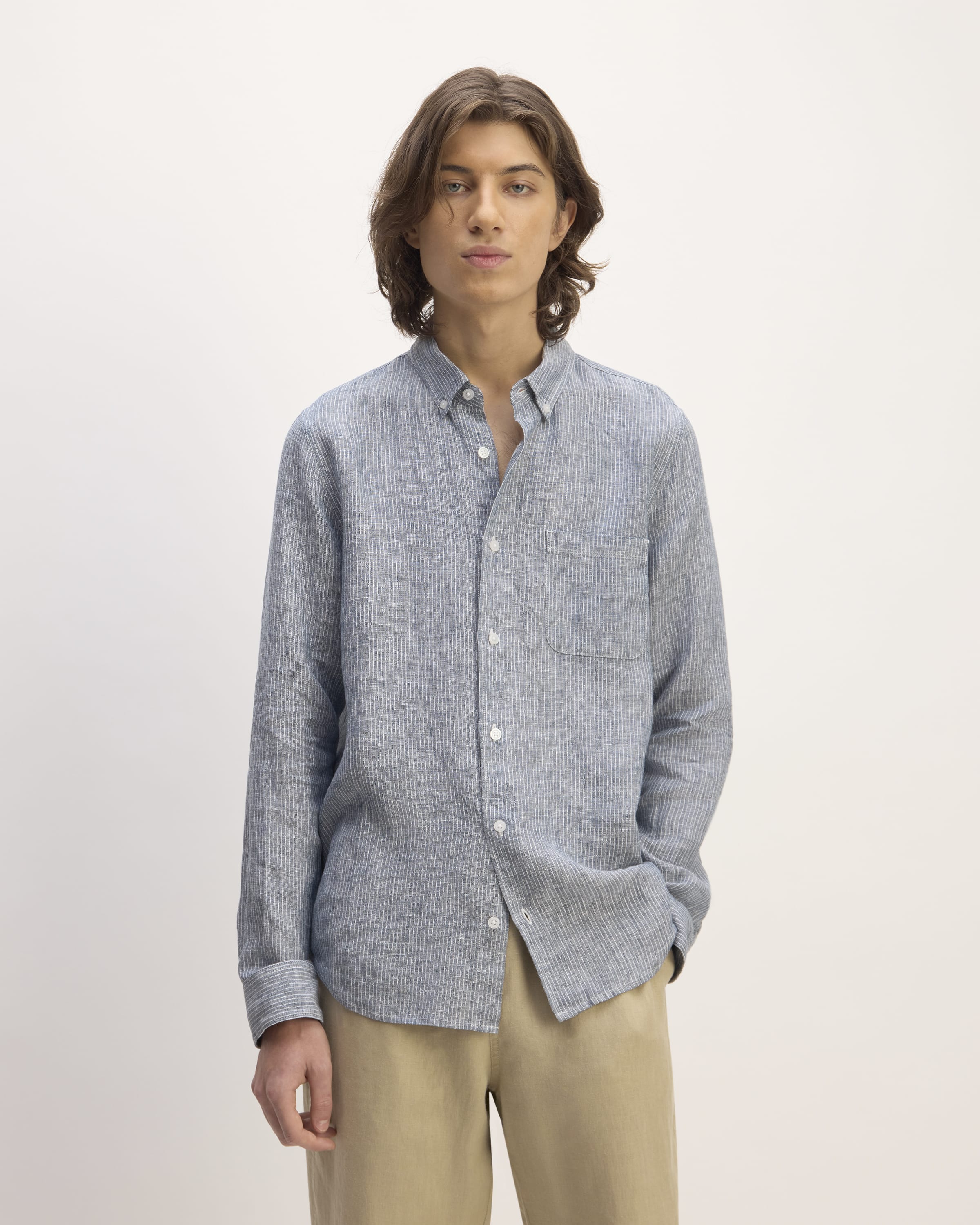 The Classic Shirt in Linen White / Blue – Everlane