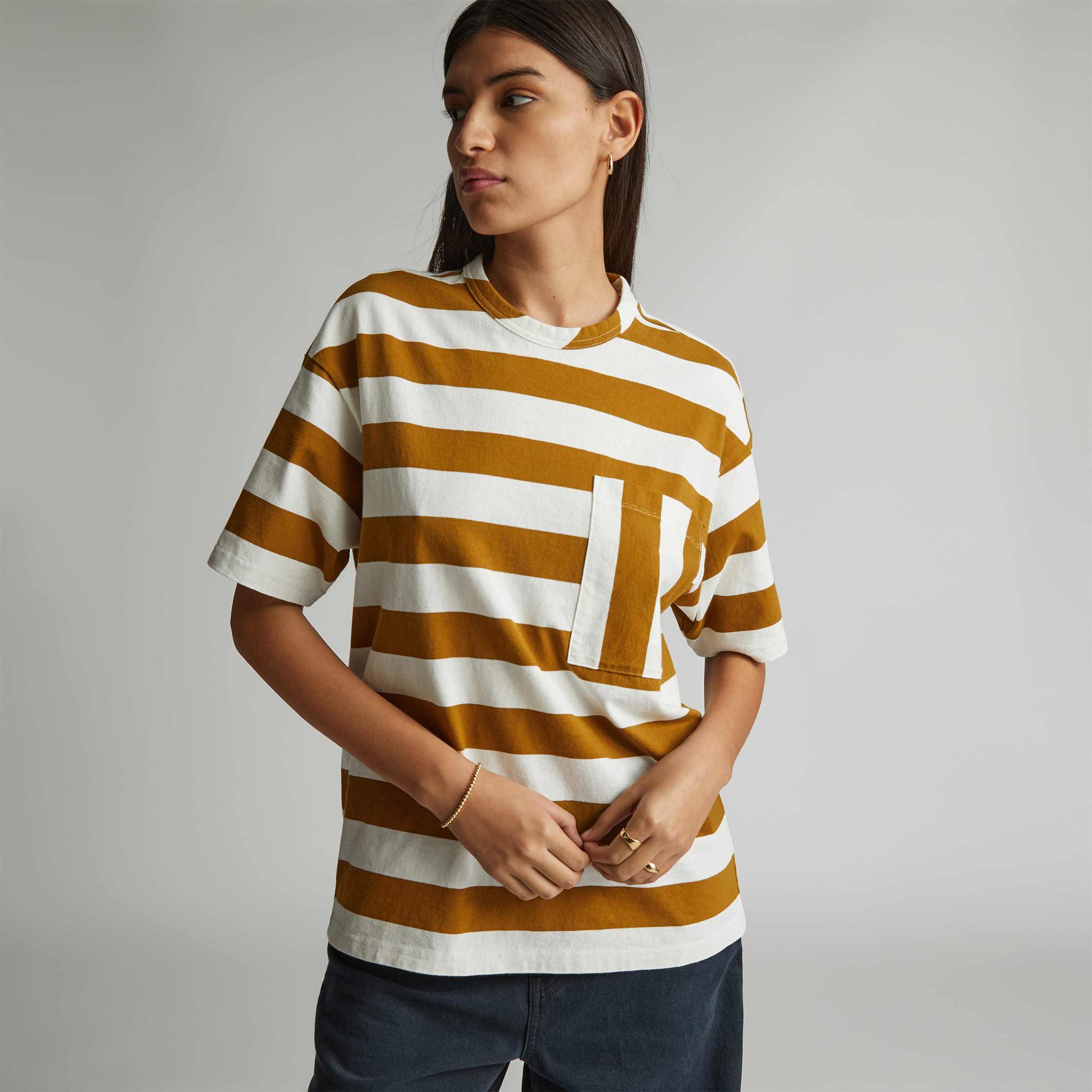 The Everyone Relaxed Tee Tapenade / Canvas Tan – Everlane