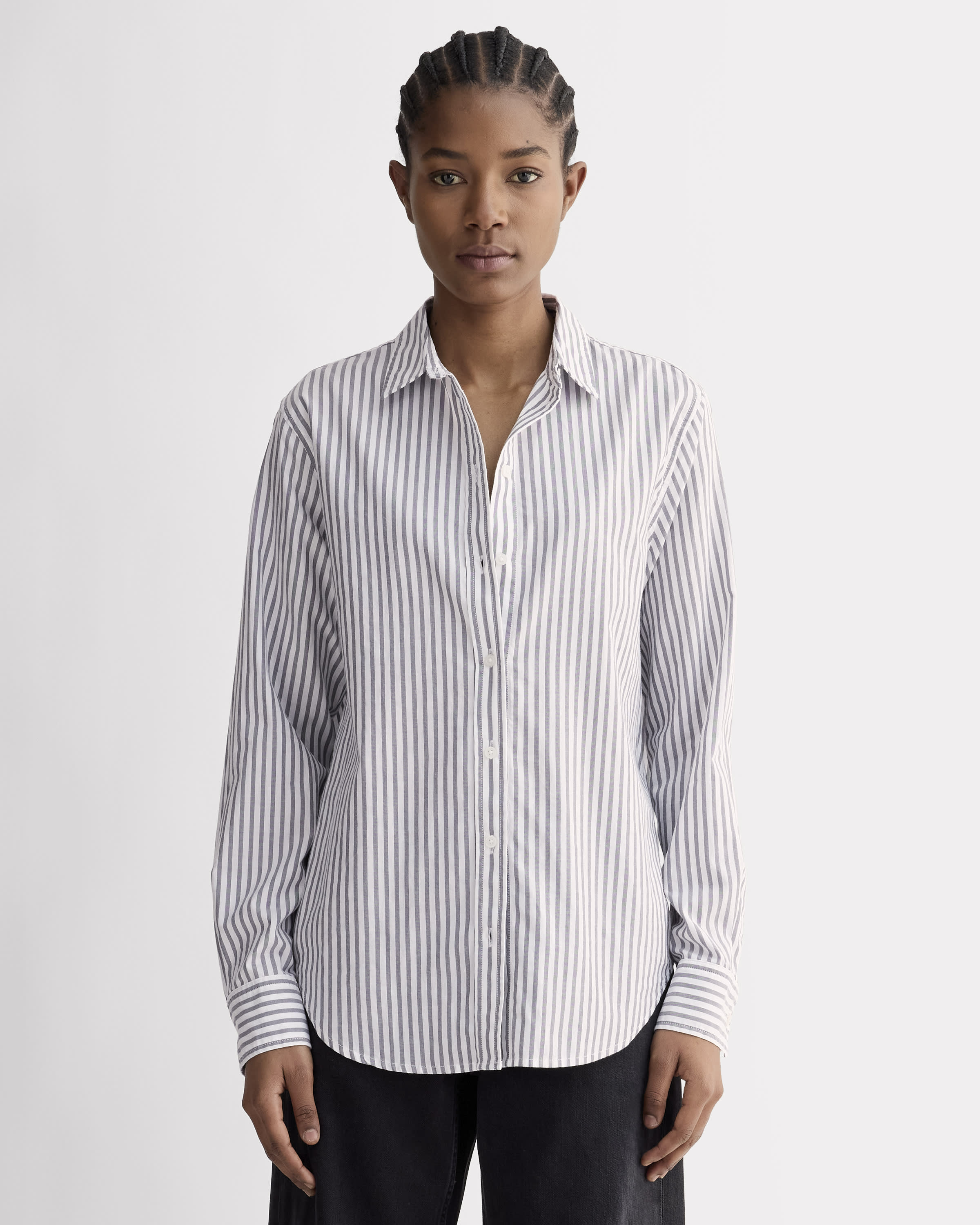 The Must-Have Shirt in Silky Cotton Periscope / Bone – Everlane