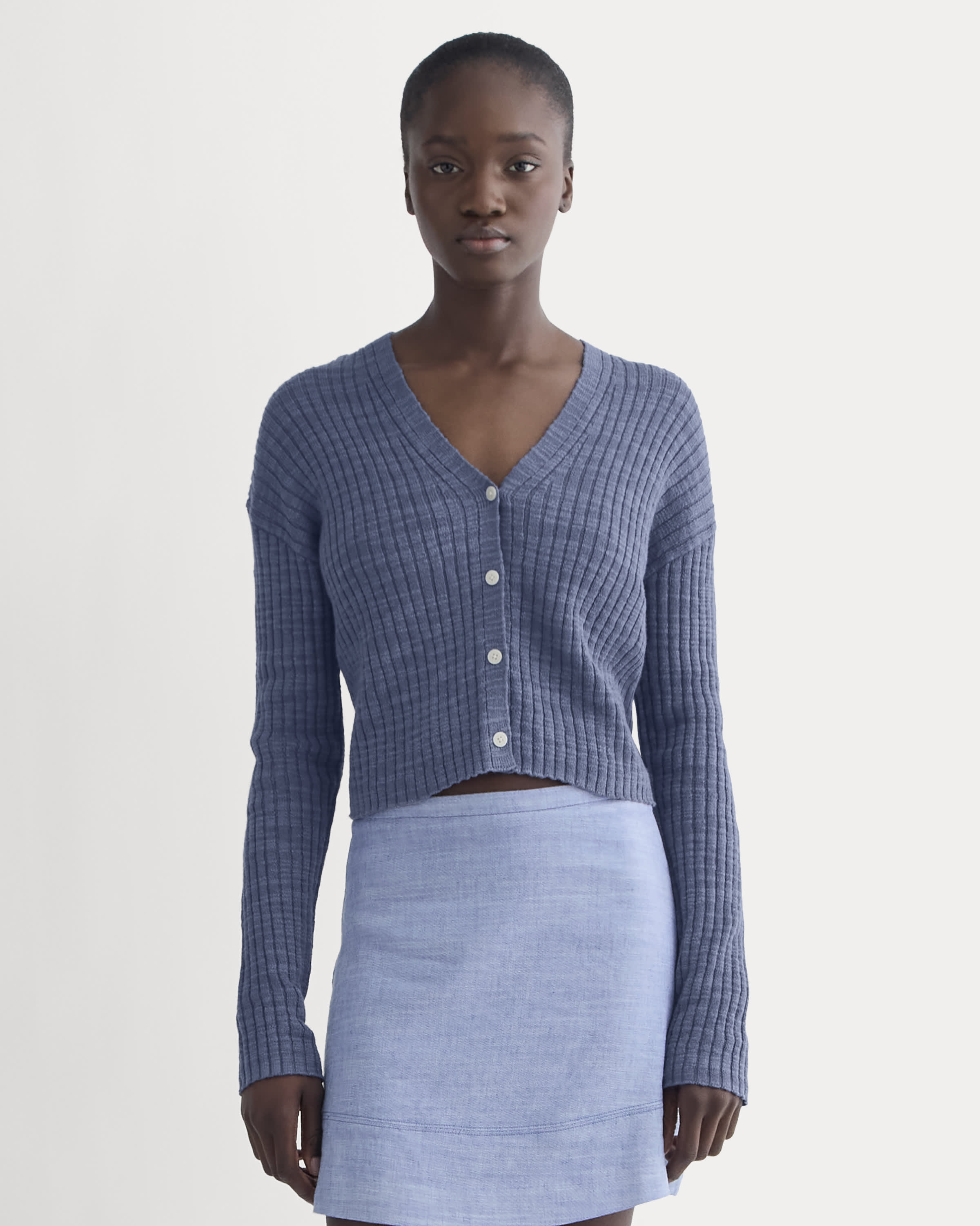 The Ribbed Cardigan in Cotton Linen Indigo – Everlane