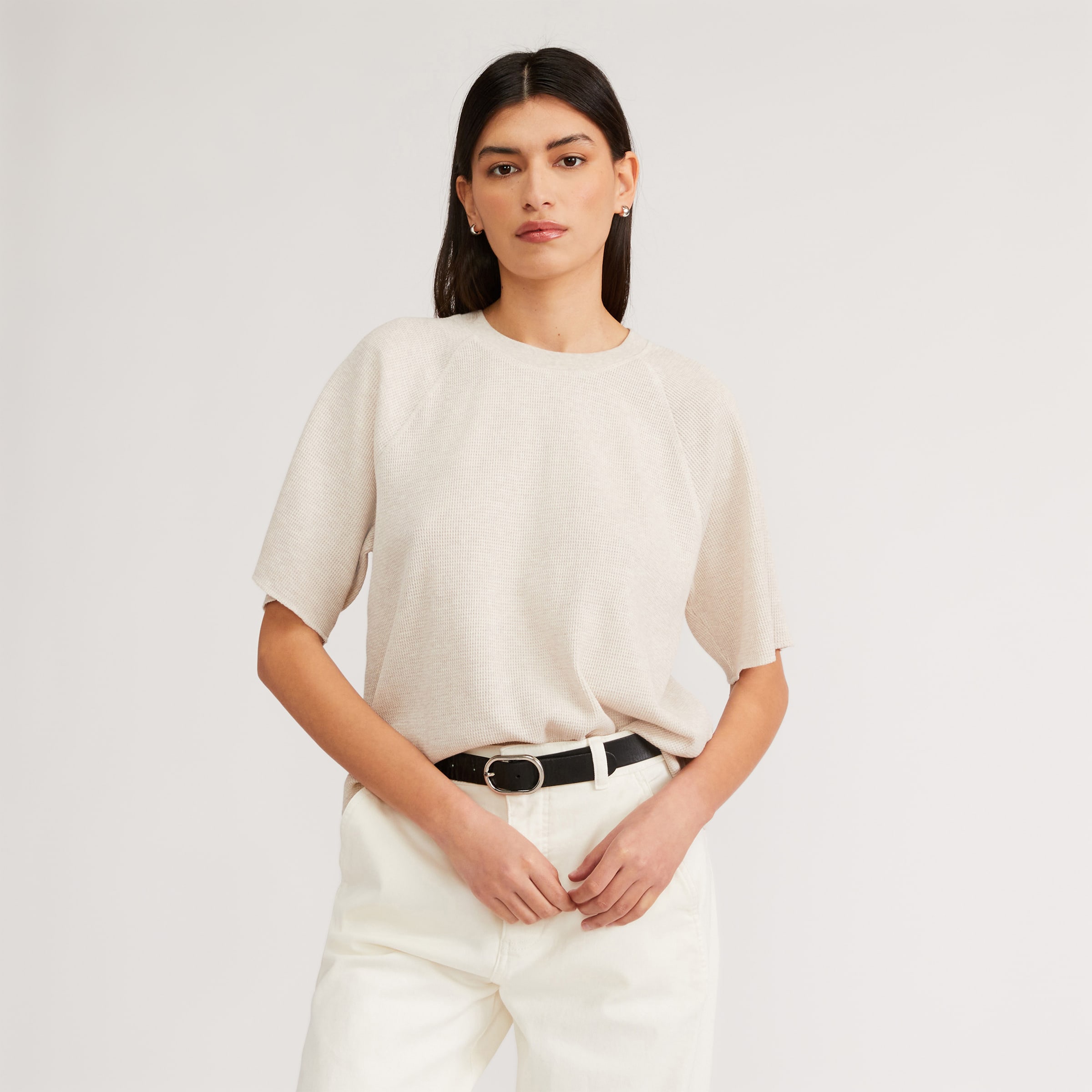 The Organic Cotton Waffle Raglan Tee Heathered Tan – Everlane