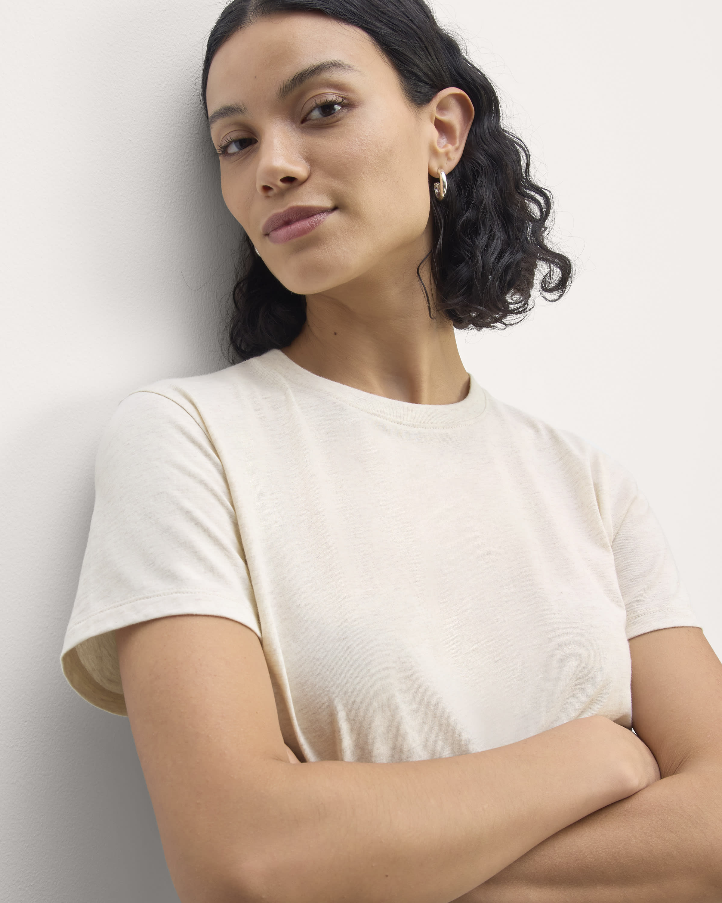 The Box-Cut Tee in Essential Cotton Heathered Oat – Everlane
