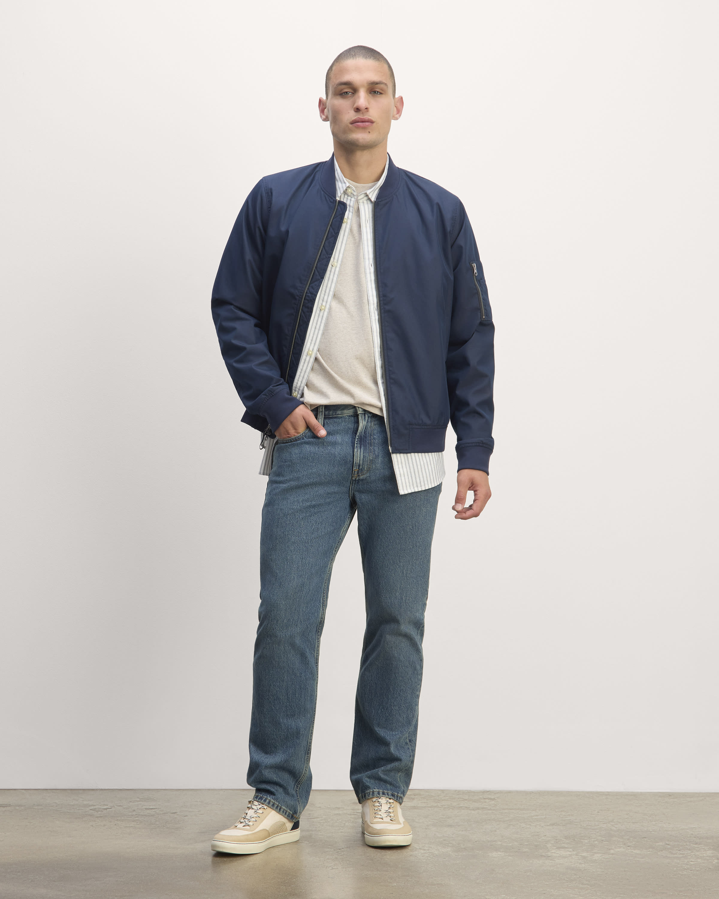 The Authentic Straight Jean Whisper Blue – Everlane