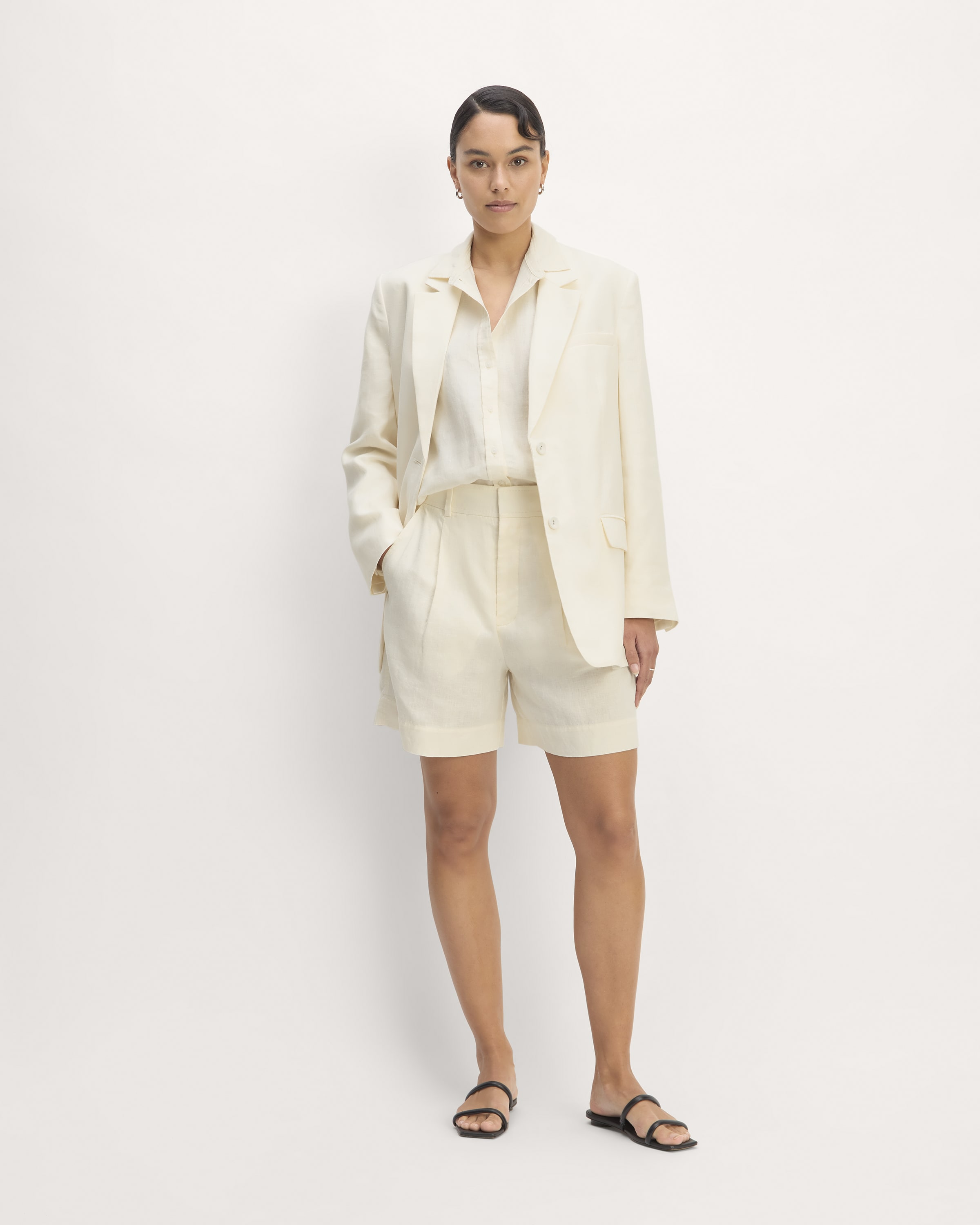 The Linen Way-High® Drape Short Bone – Everlane