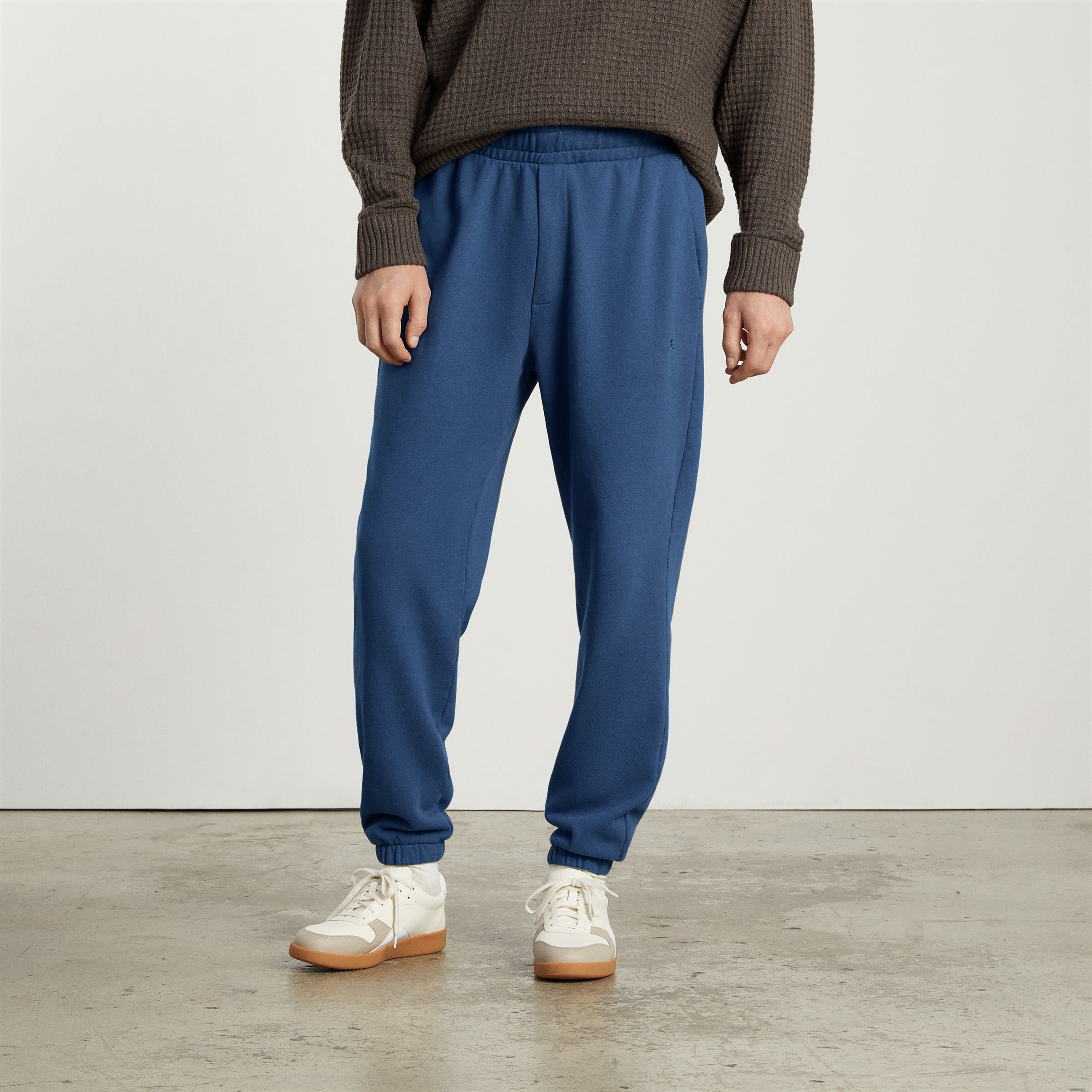 The Track Pant Deep Blue – Everlane