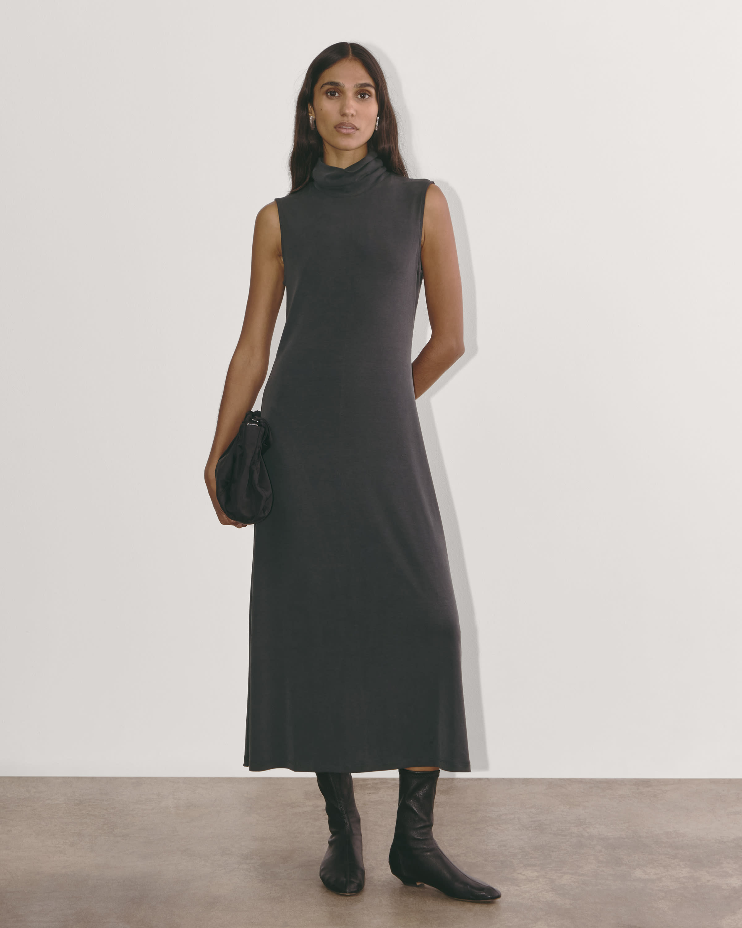 The Madison Dress in Butterknit Black – Everlane