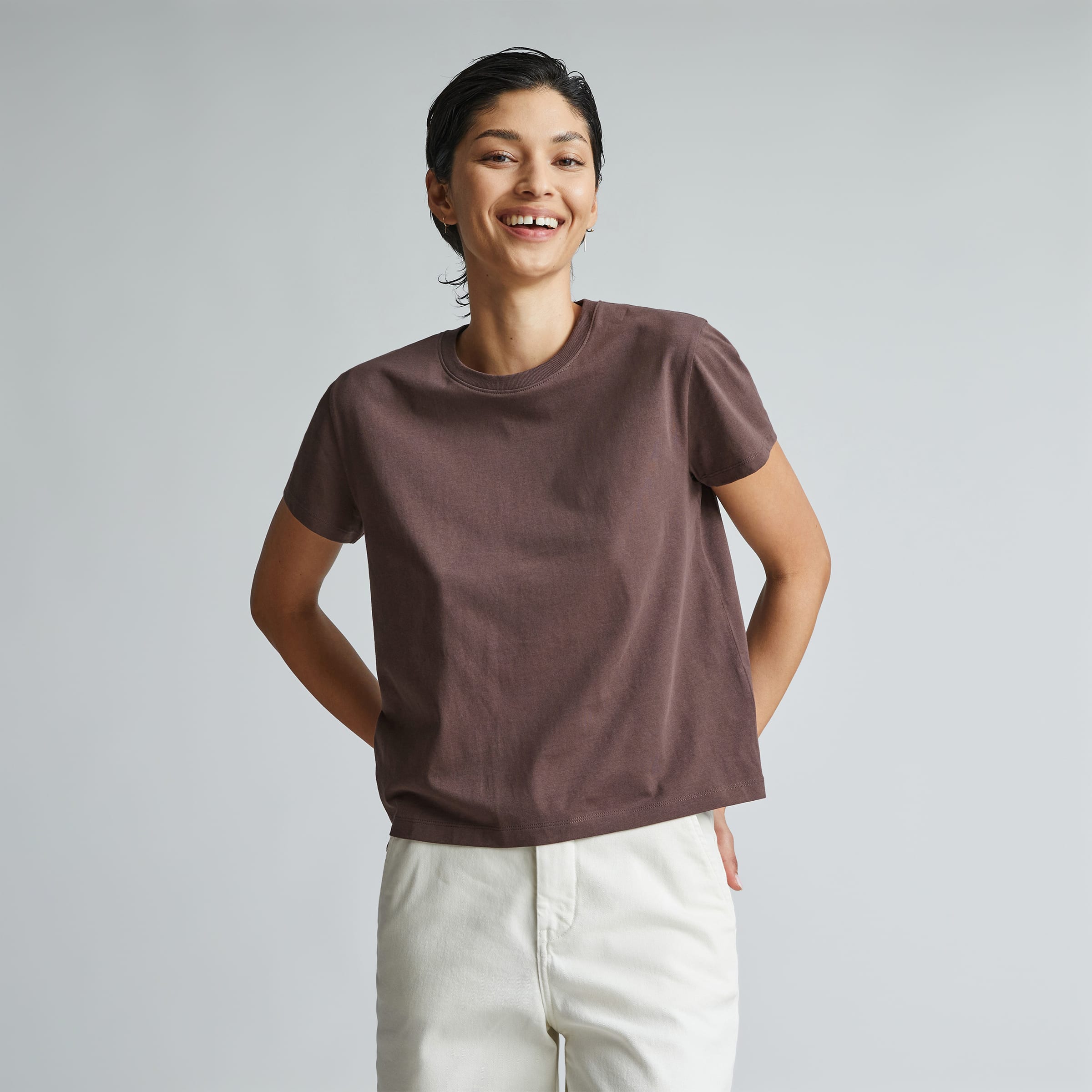 The Organic Cotton Box-Cut Tee Chocolate Brown – Everlane
