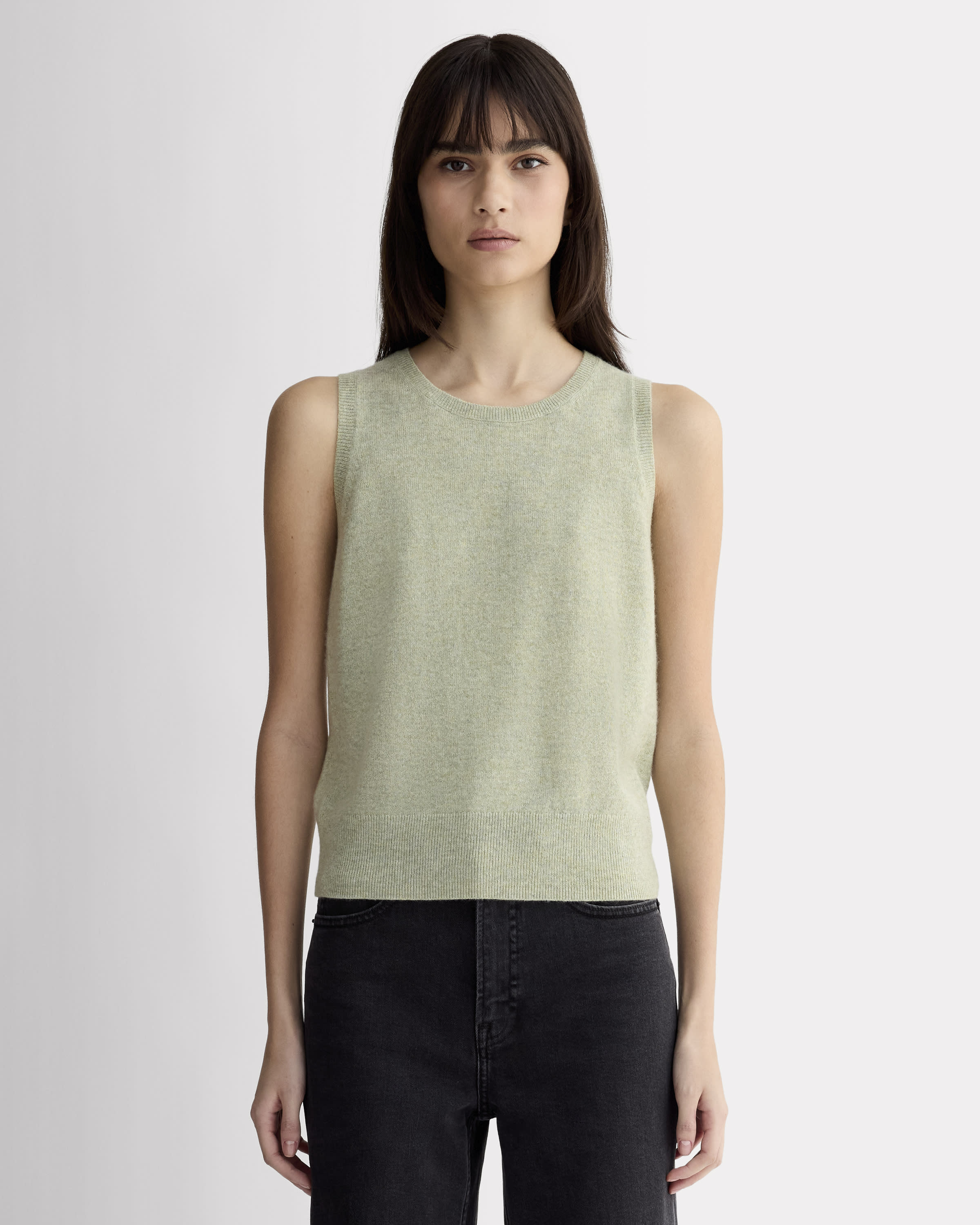 The Classic Tank in Cashmere Light Heathered Moss – Everlane