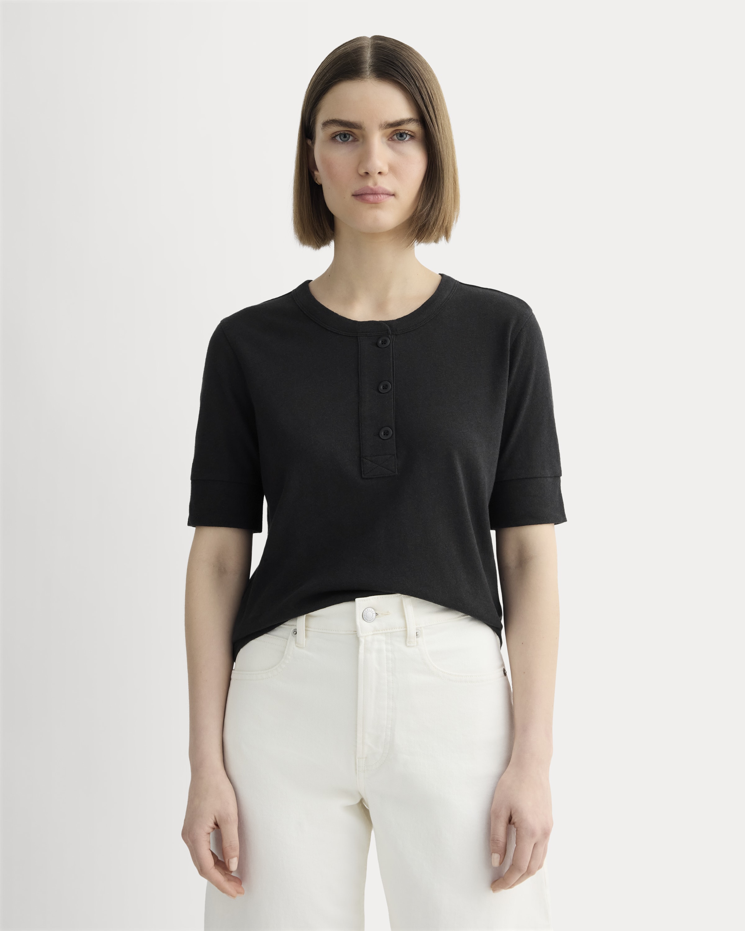 The Henley in Cotton Linen Black – Everlane