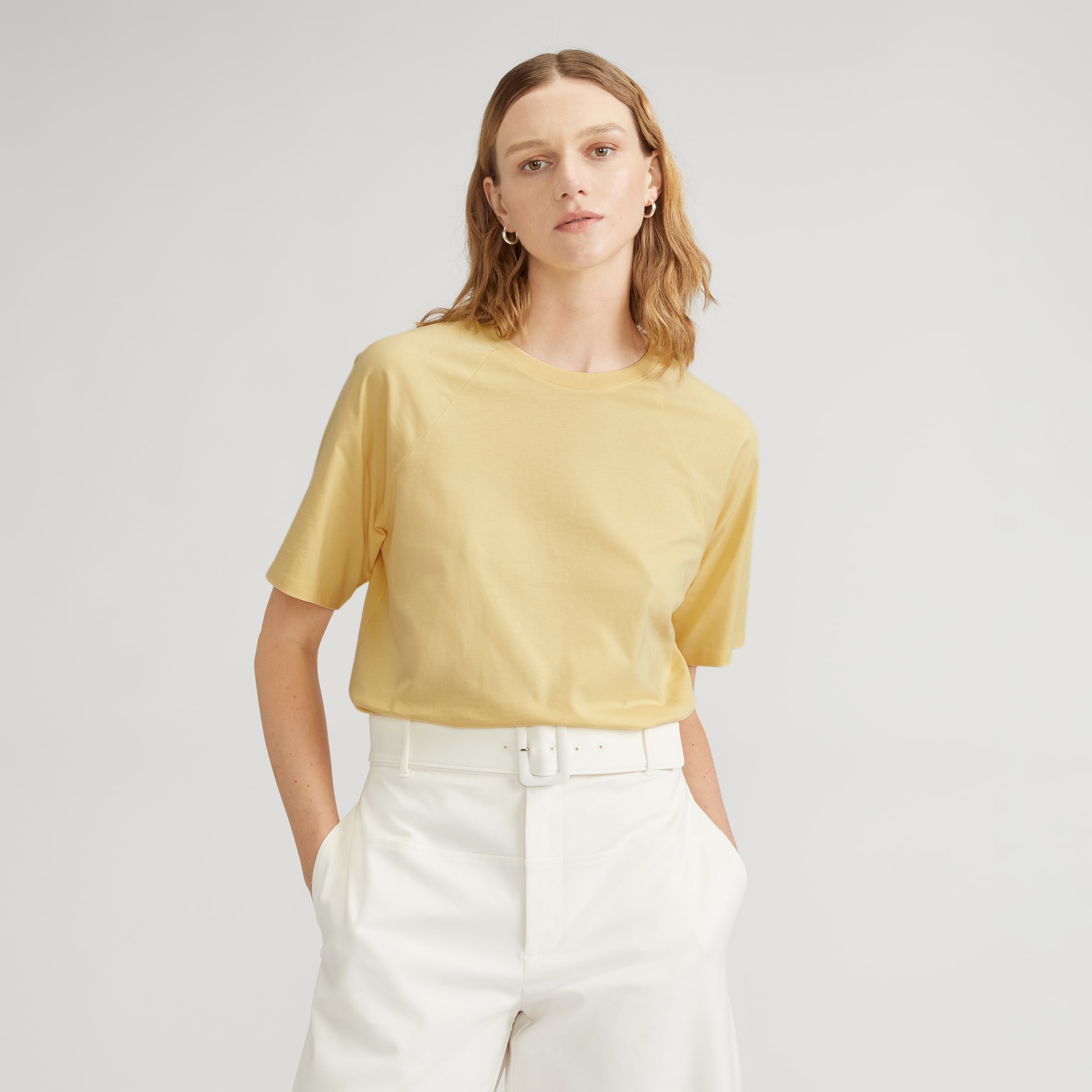 The Organic Cotton Raglan Tee Pale Yellow – Everlane