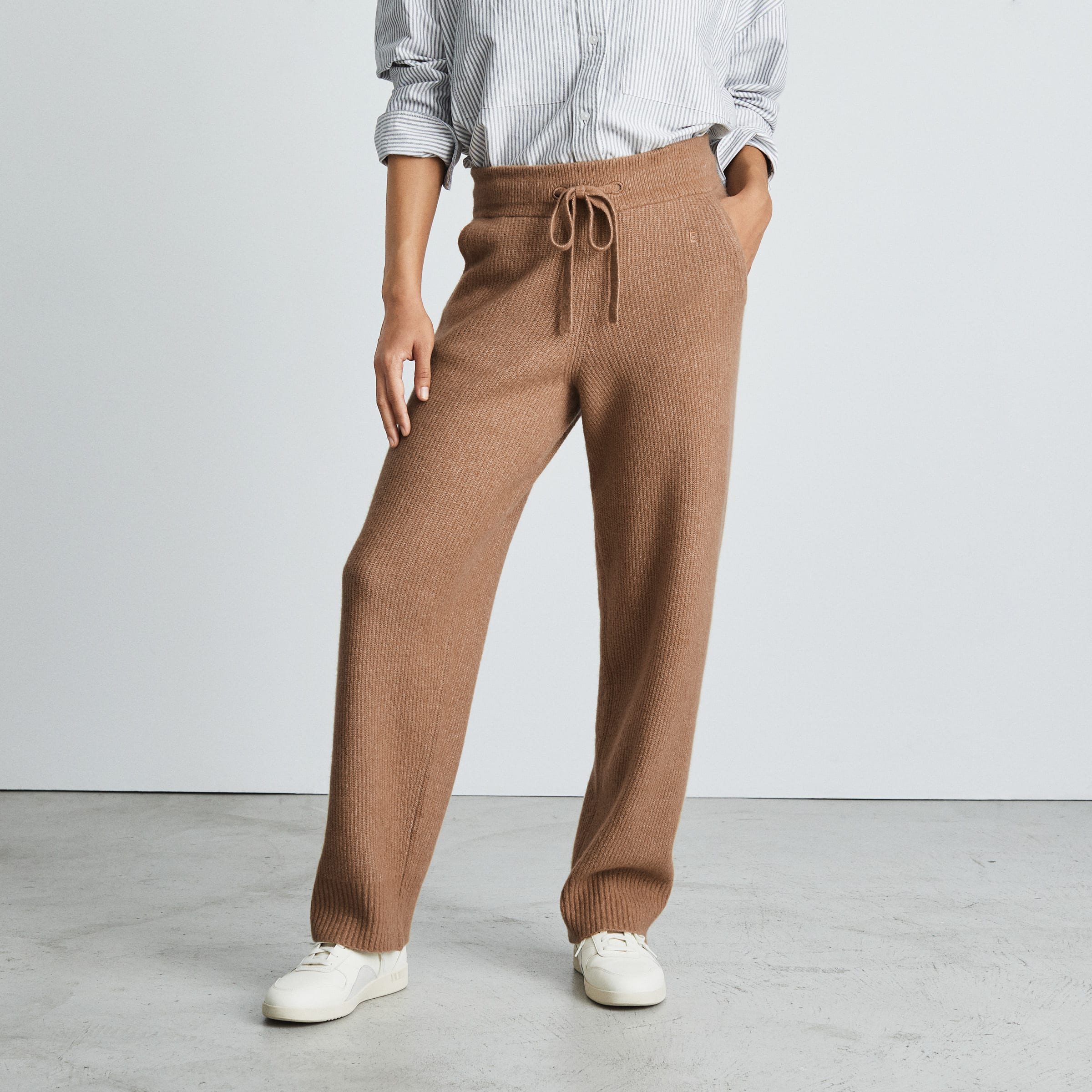 The Cozy-Stretch Wide-Leg Sweatpant Camel – Everlane