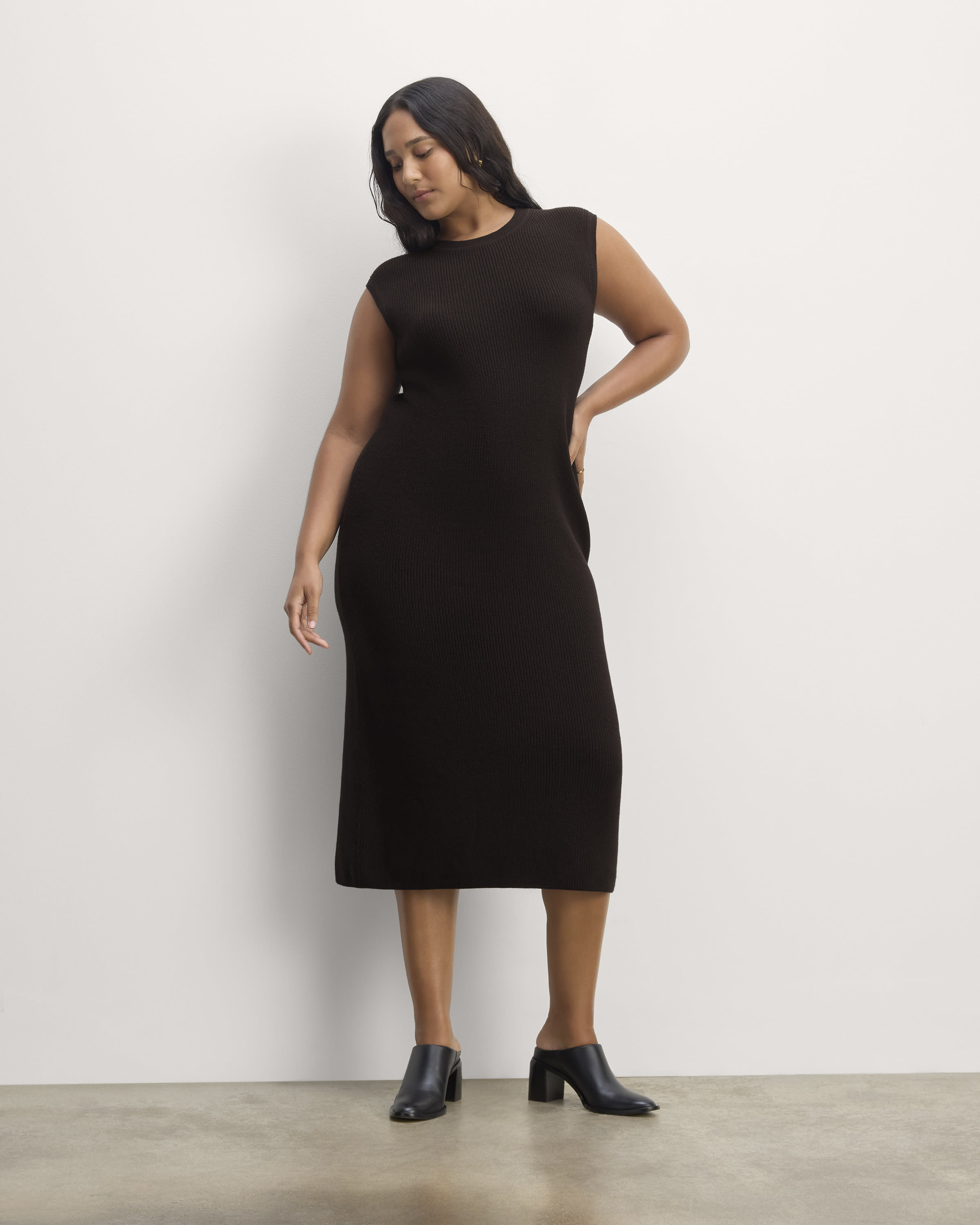 The Midi Dress in Everyday Cotton Black – Everlane
