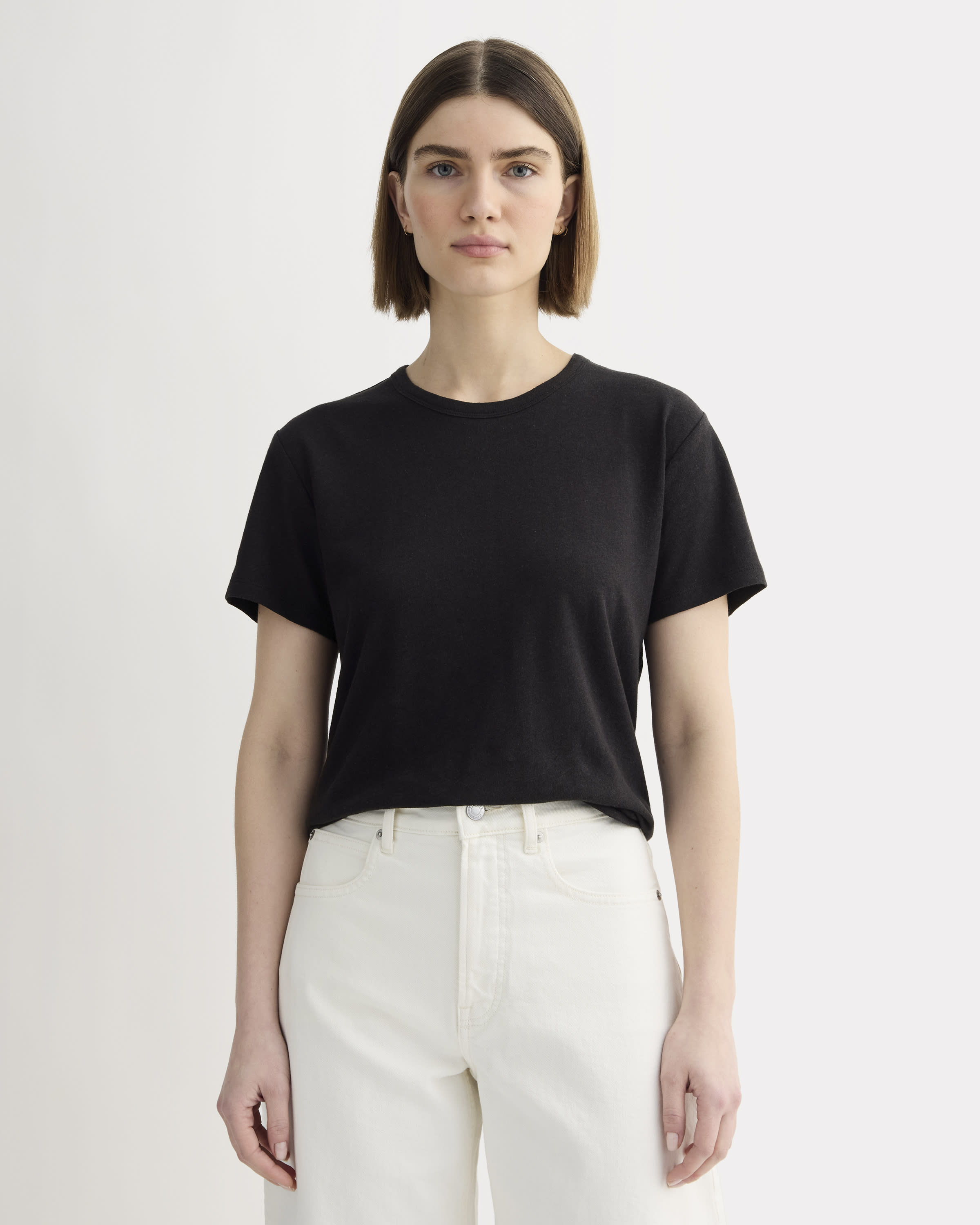 The Box-Cut Tee in Cotton Linen Black – Everlane