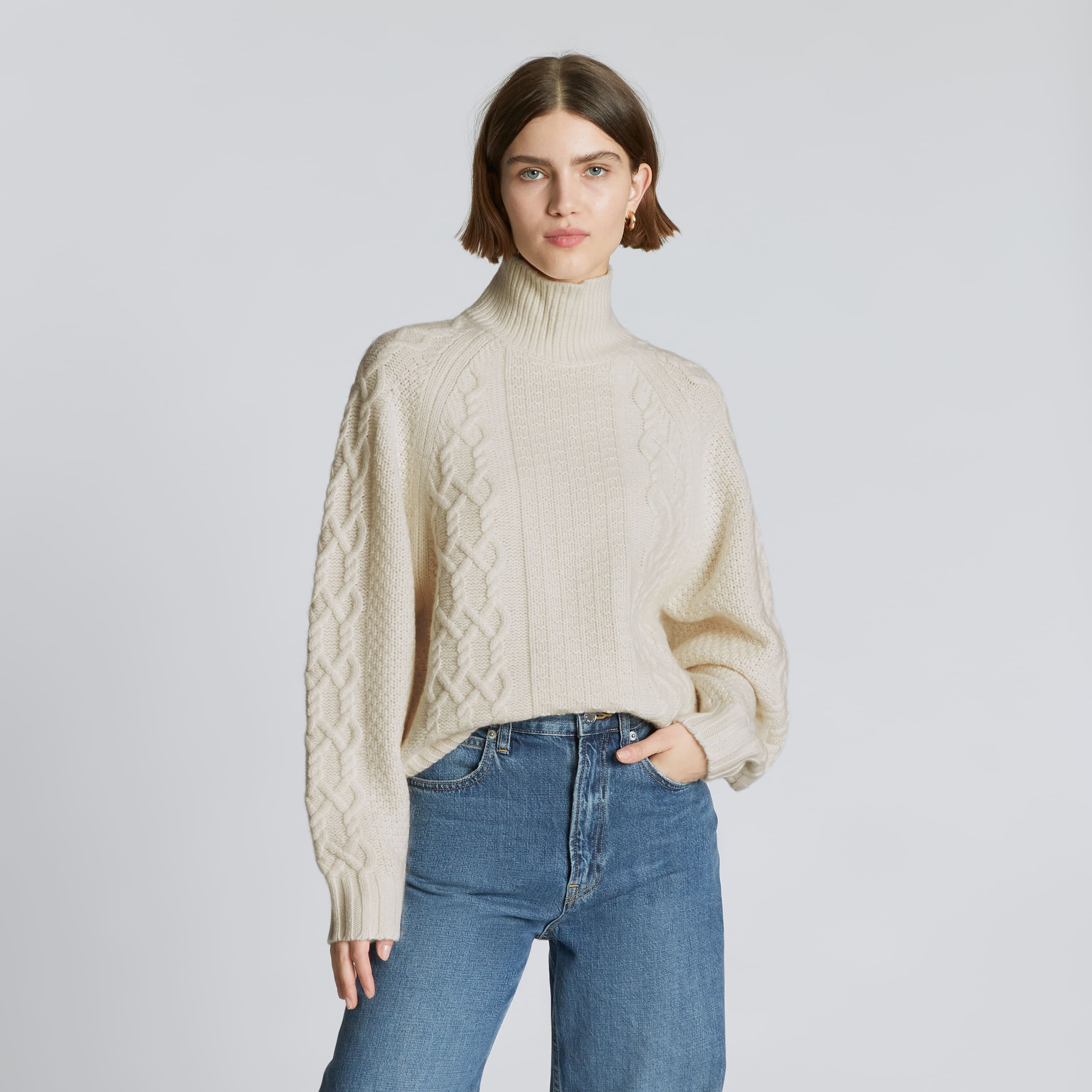The Felted Merino Cable Sweater Bone – Everlane