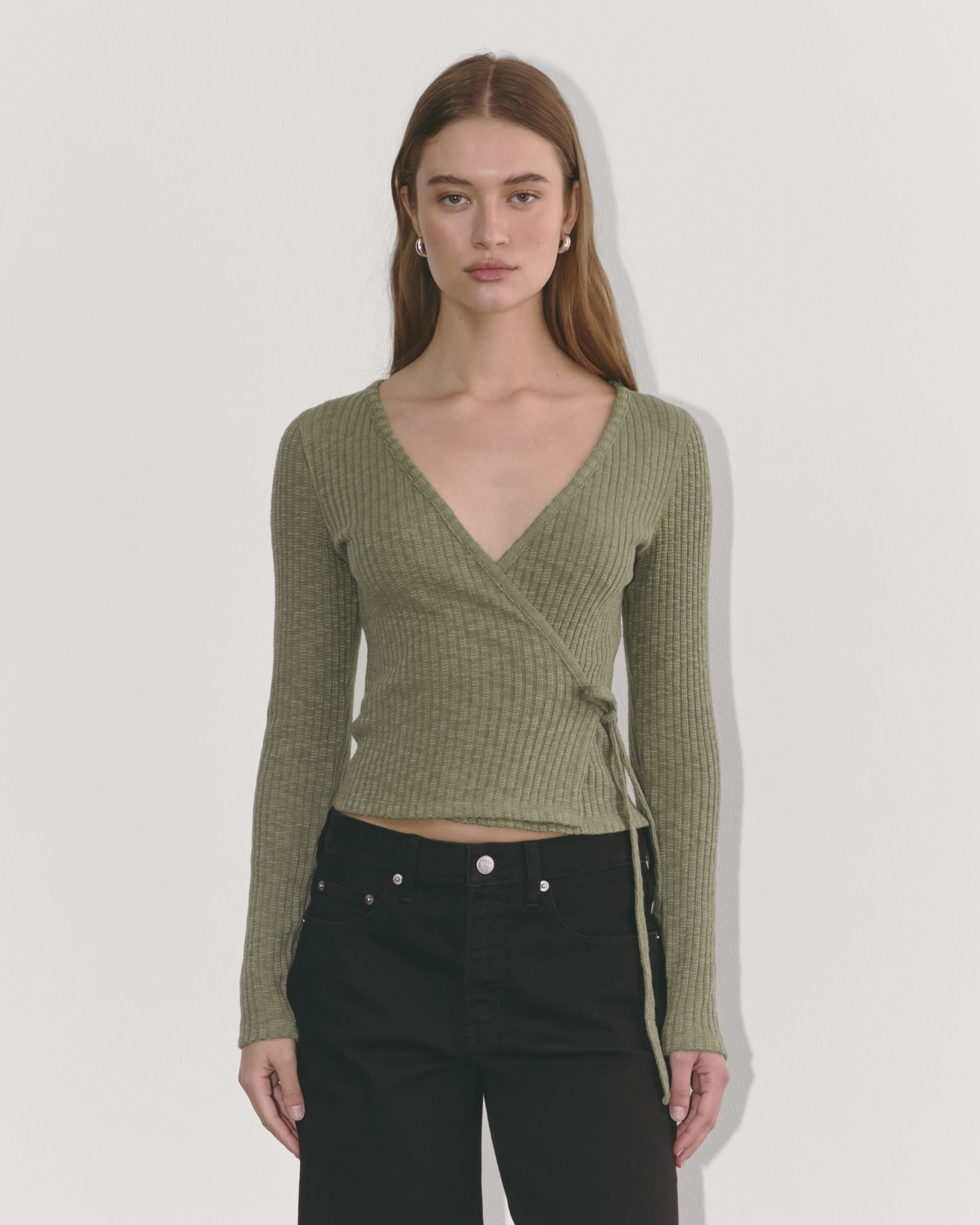 The Cozy Rib Wrap Top Kalamata – Everlane