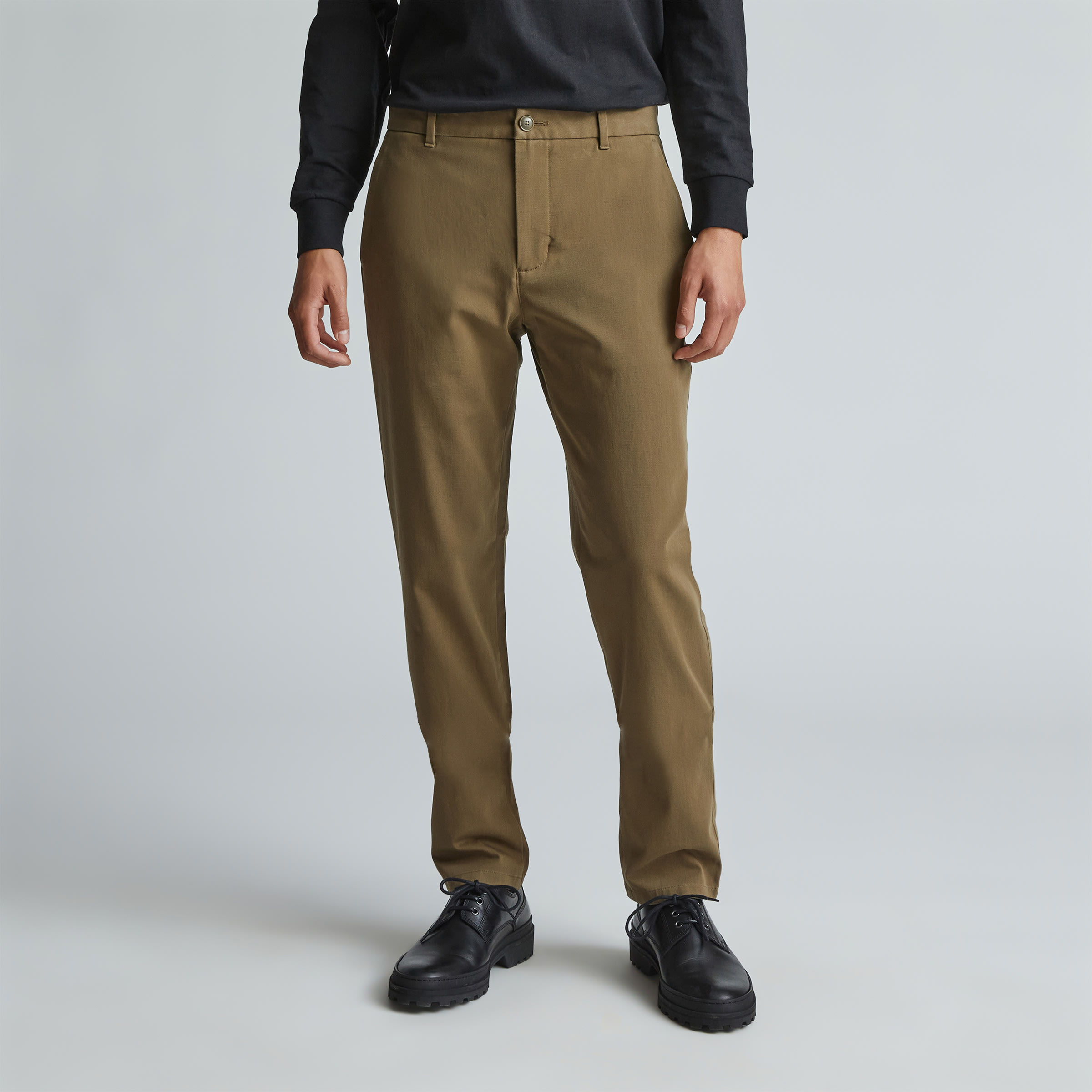The Straight Fit Performance Chino | Uniform Beech – Everlane