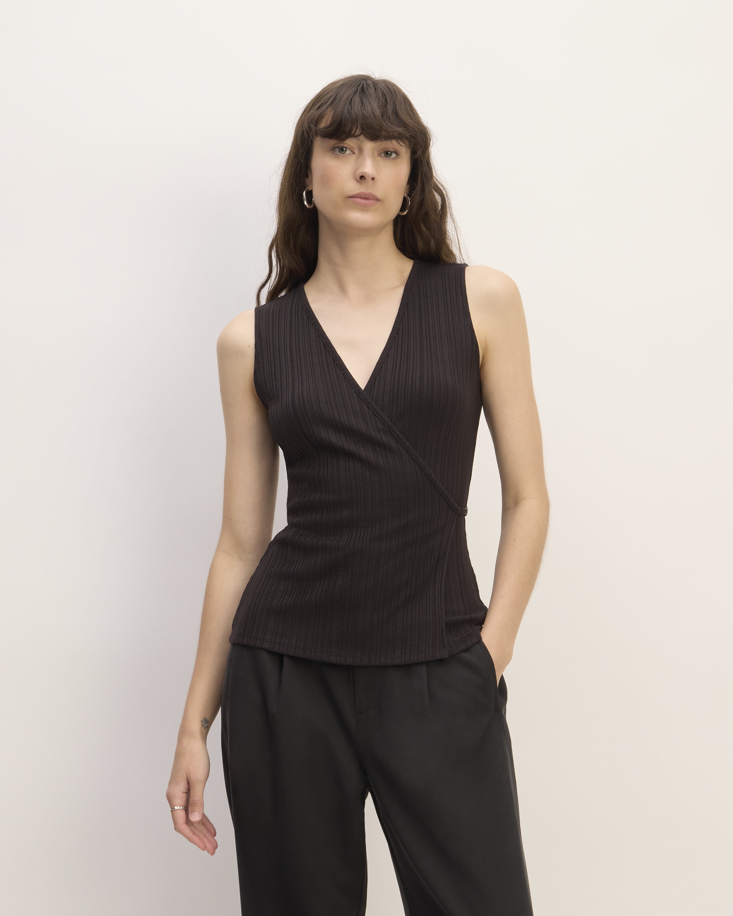 The Rib Wrap Top Black – Everlane
